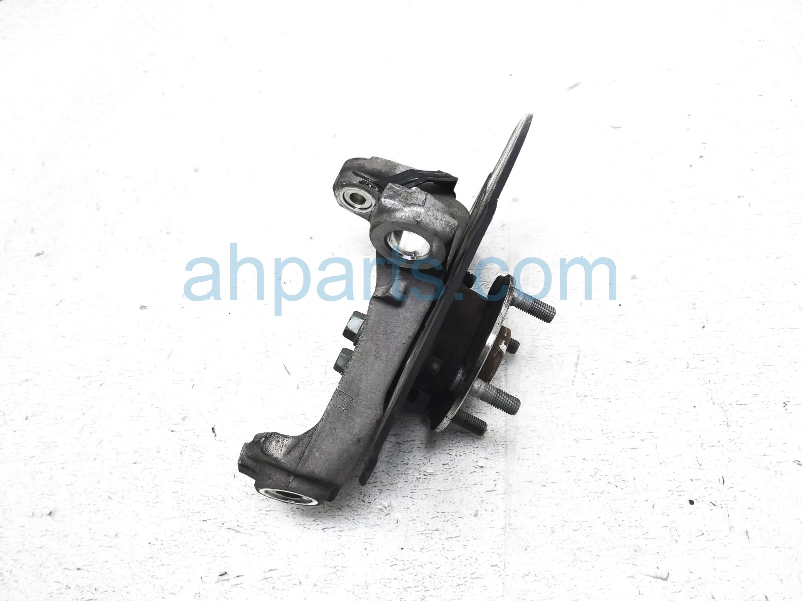 Sold 2017 Mazda MX-5 Front Driver Spindle Knuckle Hub N243-33-030,