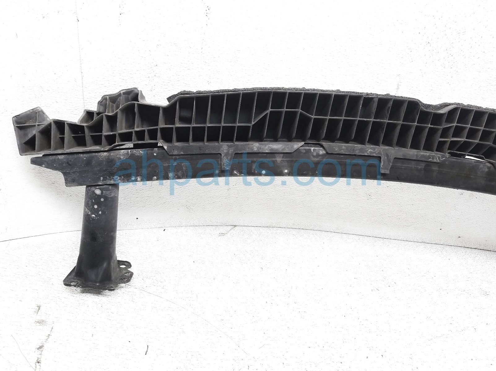Sold 2019 Toyota Corolla Beam Lower Front Bumper Reinforcement Bar ...
