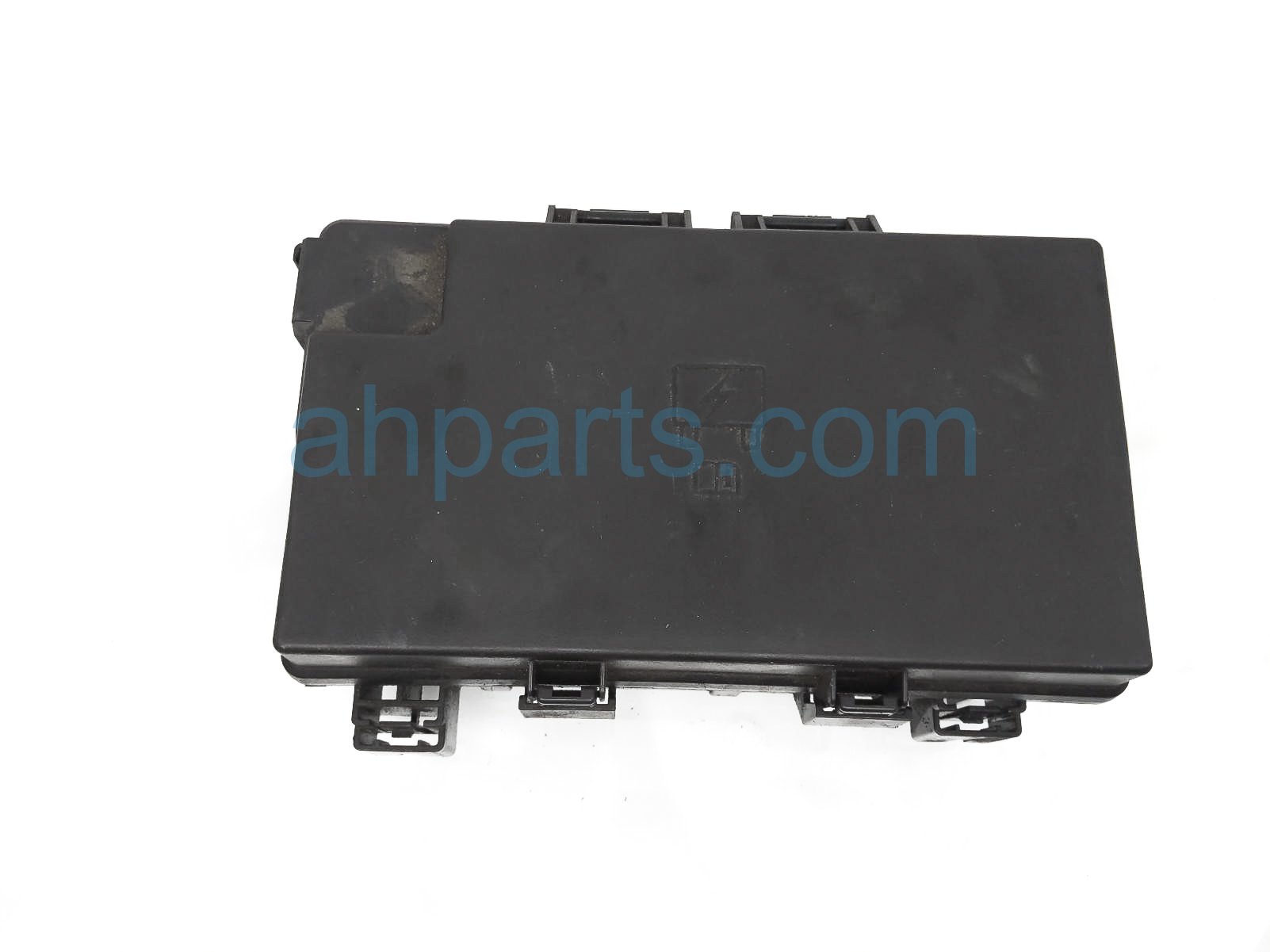Sold 2020 Dodge Durango Engine Room Fuse Box - 5.7l 68425215AB
