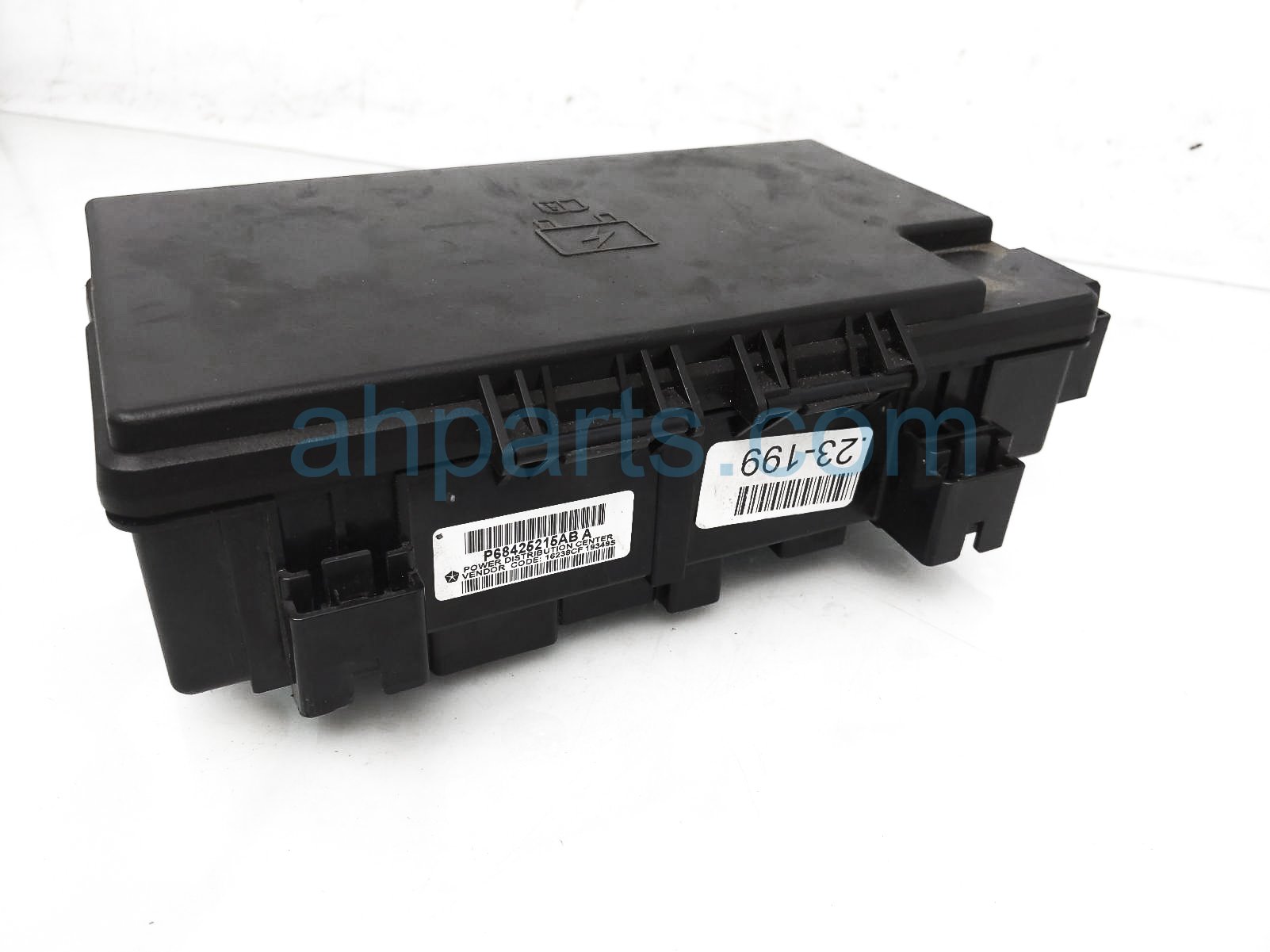 Sold 2020 Dodge Durango Engine Room Fuse Box - 5.7l 68425215AB