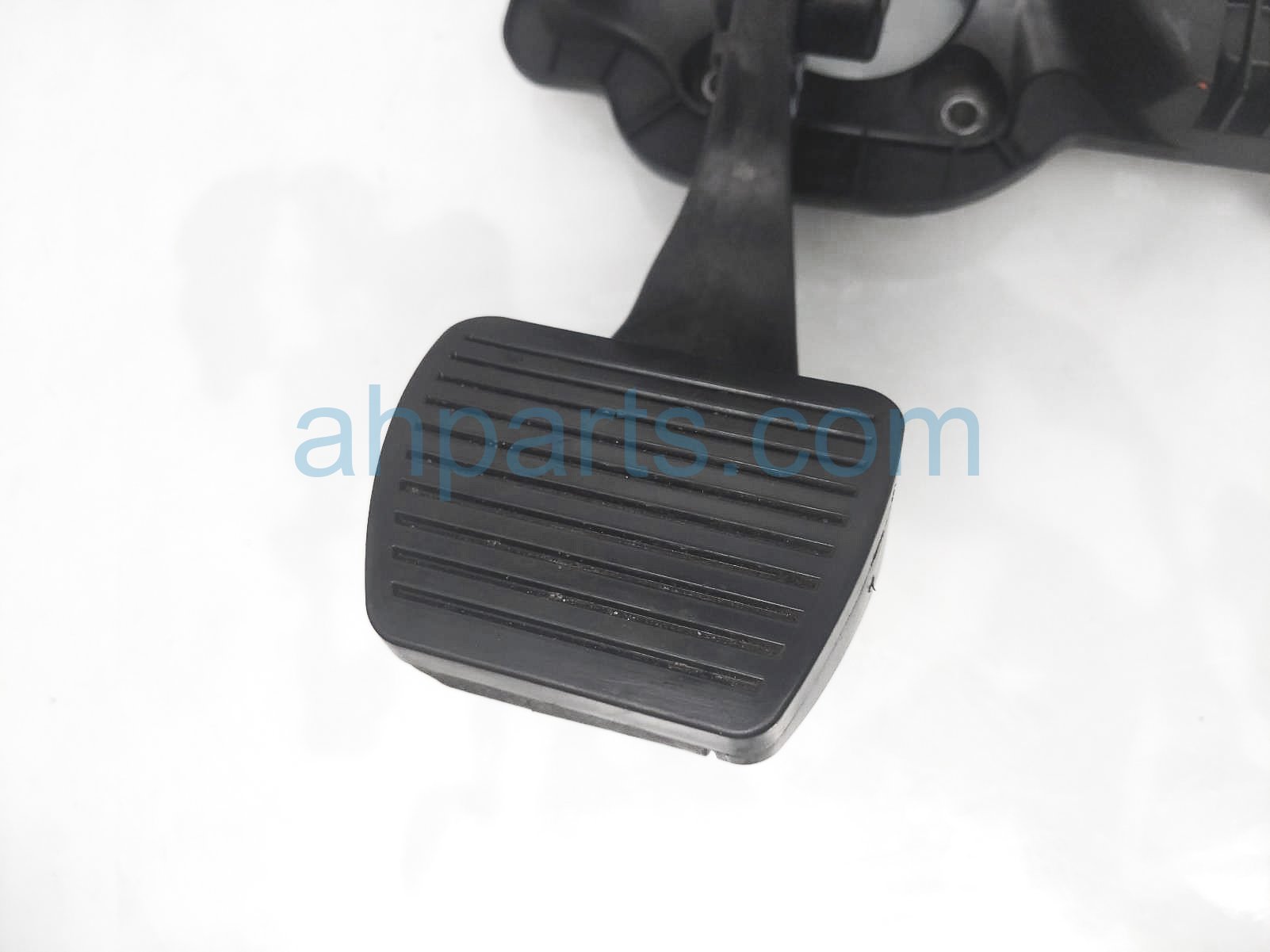 Sold 2022 Dodge Promaster City Brake Pedal Assy 68281843AA,