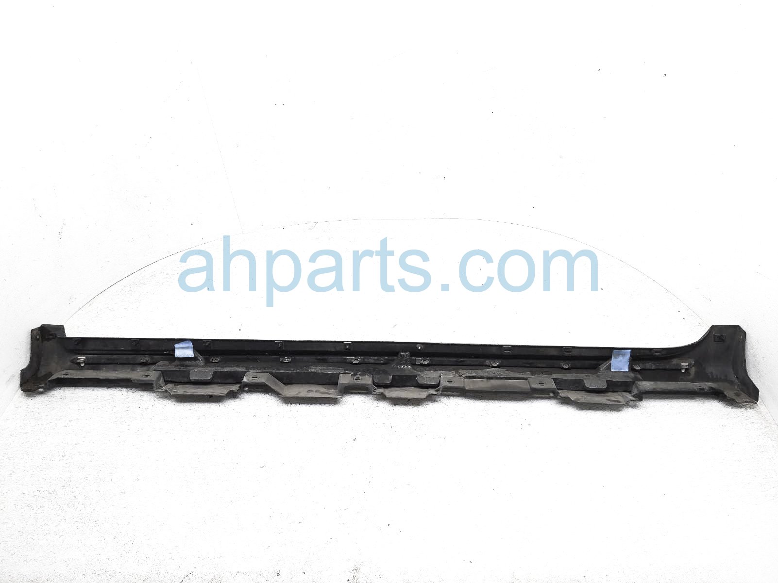 Sold 2013 Toyota Camry Molding / Trim Passenger Side Skirt Rocker ...