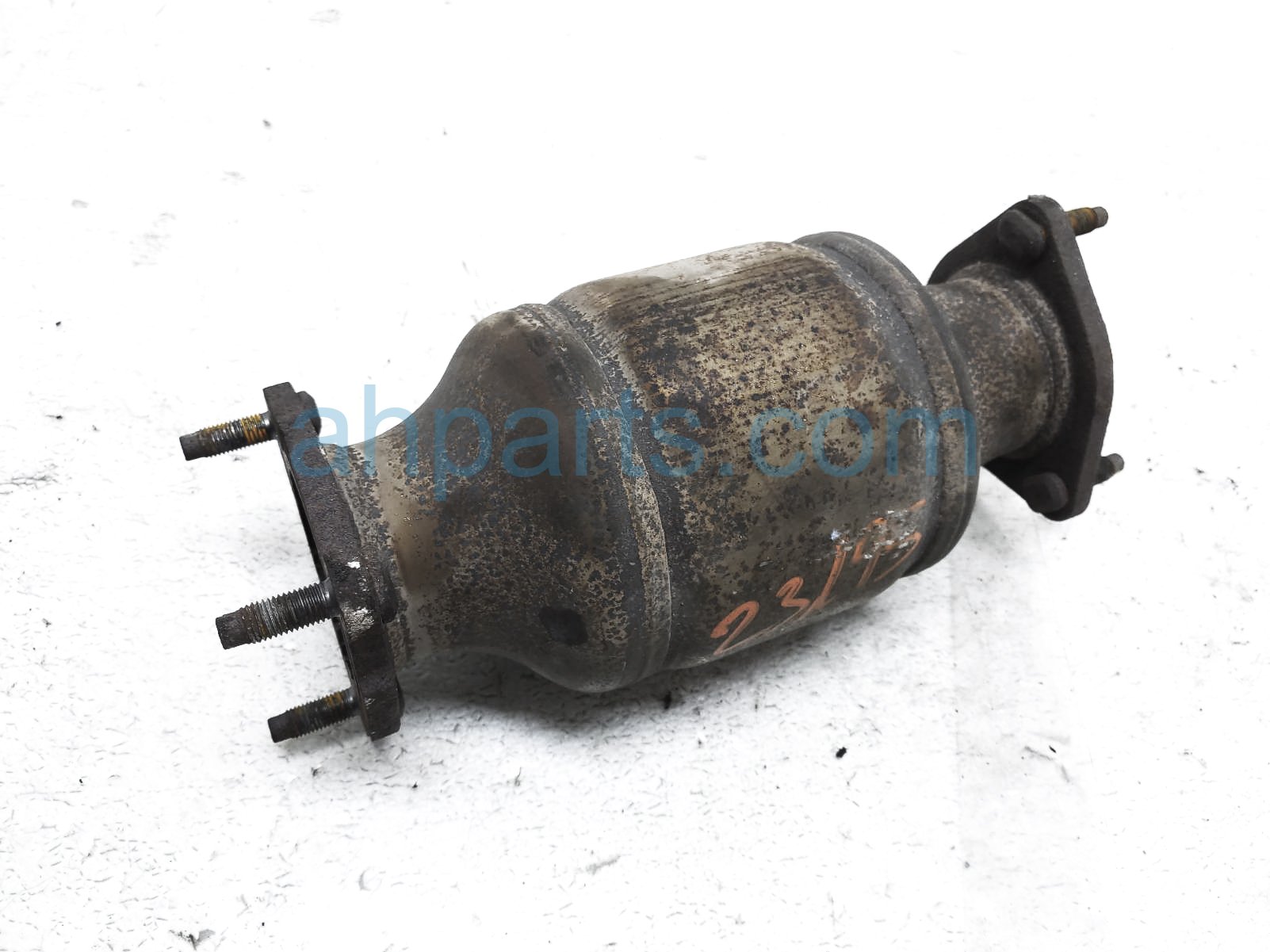 Sold 2012 Honda Accord Catalytic Exhaust Converter - 3.5l 18150-RV0-A00,