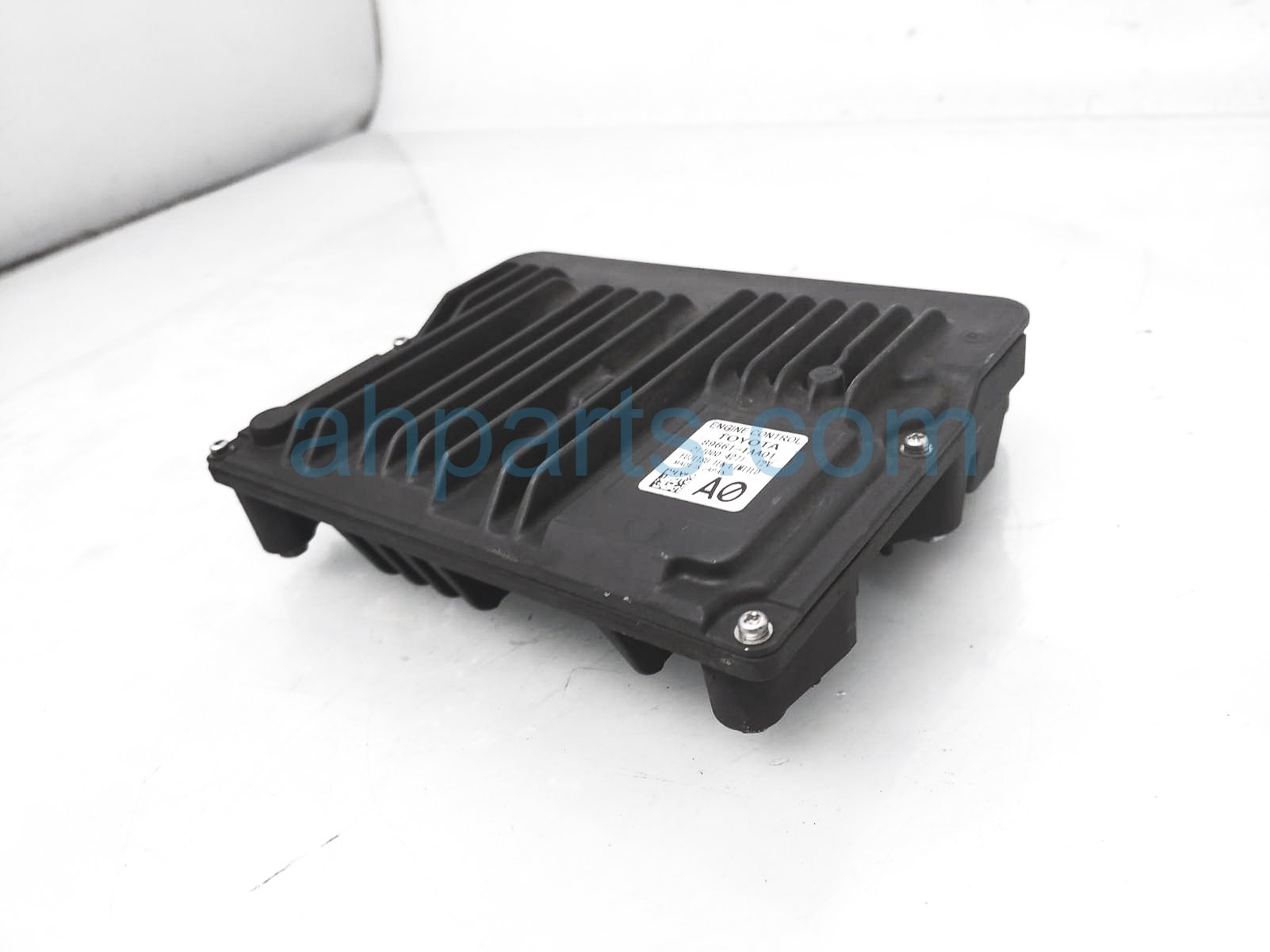 Sold 2019 Toyota Corolla Ecu Module / Computer Engine Control Unit 2.0l ...