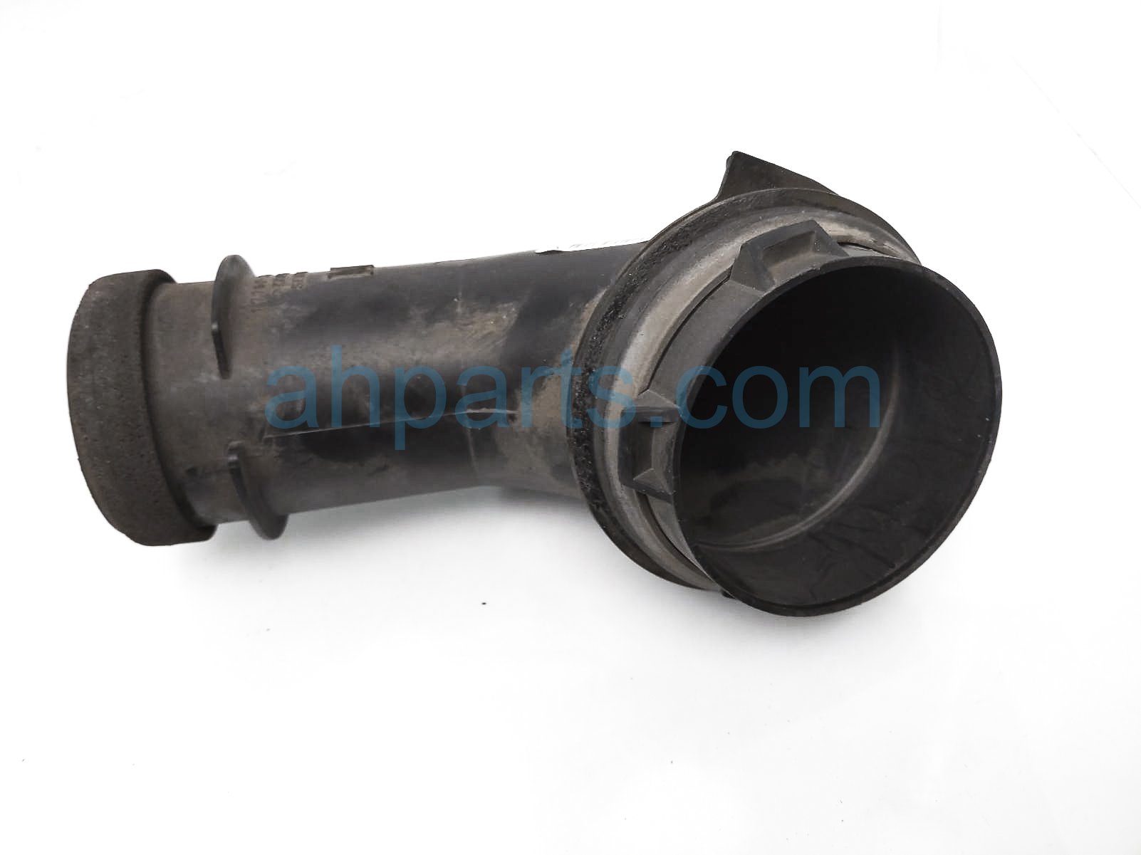 Sold 2019 Toyota Corolla Air Cleaner Intake Inlet Hose - 1.8l 17752-F2010,