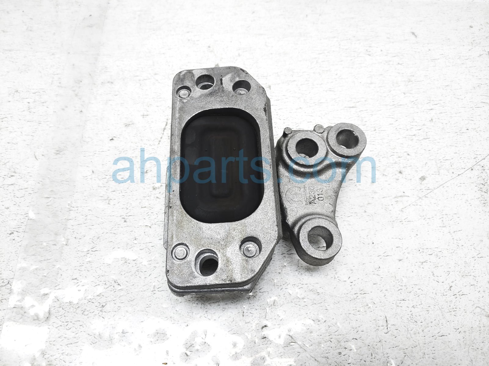 Sold 2022 Dodge Promaster City Engine/motor Driver Engine Mount Damper ...