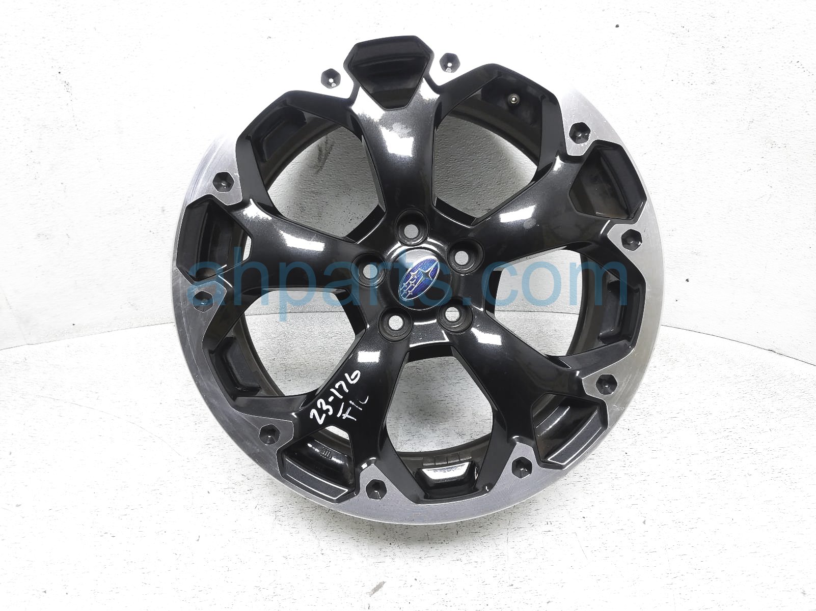 Sold 2021 Subaru Crosstrek Rim Front Driver Alloy Wheel - 17x7 28111FL310