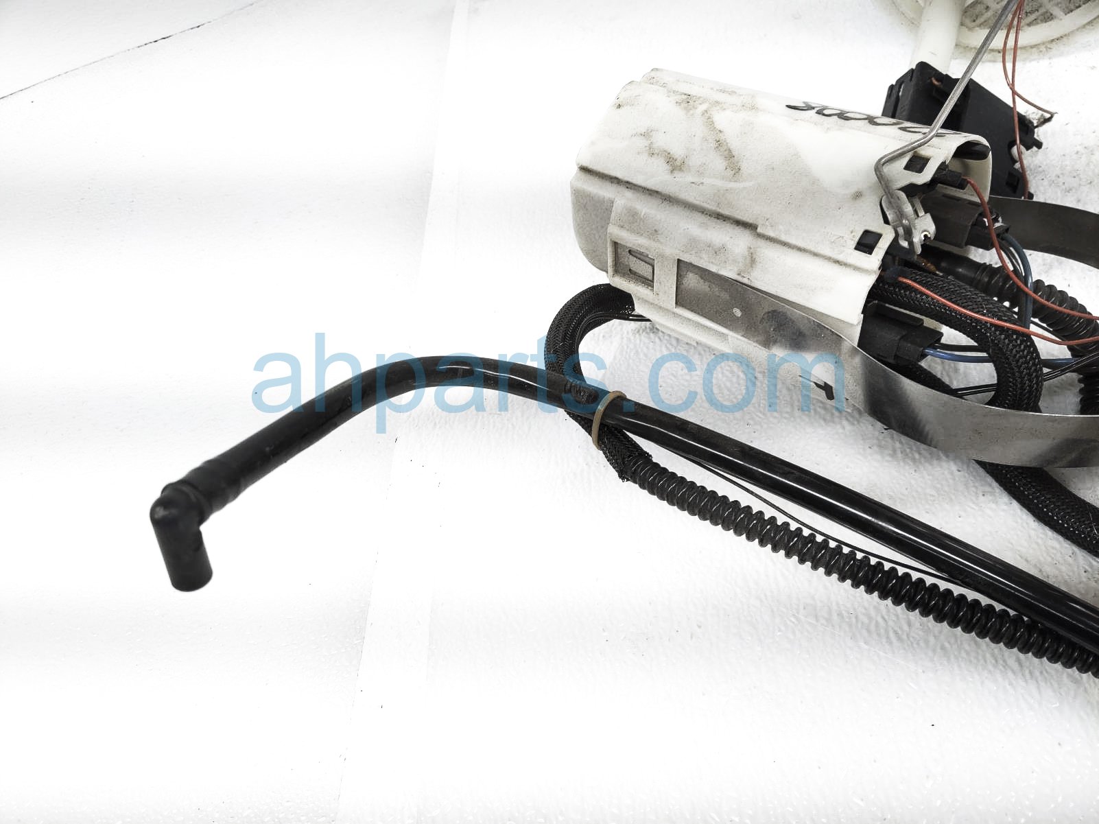 Sold 2007 Volvo Xc90 Gas / Fuel Pump Assy 31261819