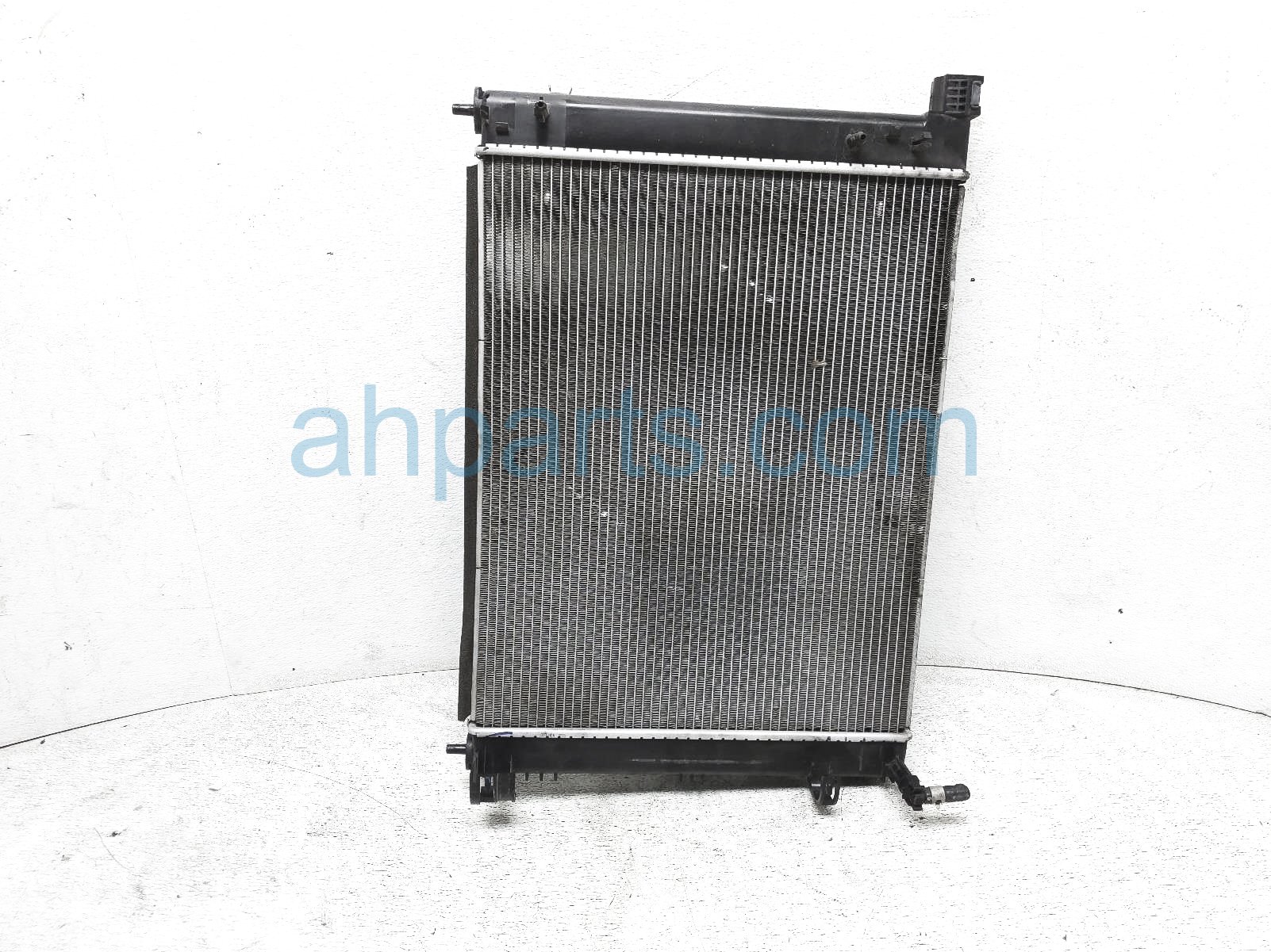 Sold 2021 Nissan Sentra Radiator 21410-6LB0B,