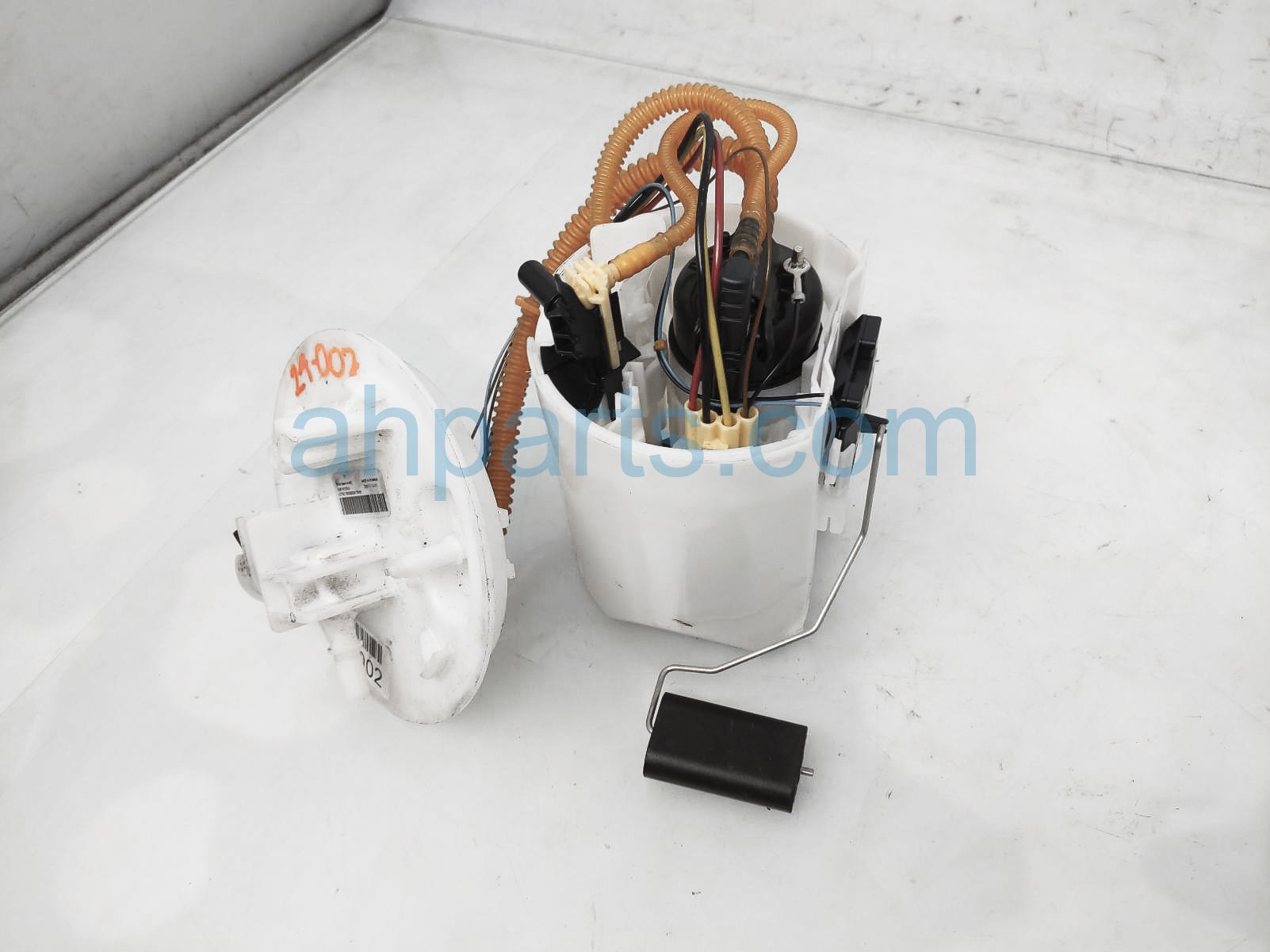 Sold 2021 Mercedes A220 Pump Gas / Fuel Tank (tank Mounted) - 30k 247 ...