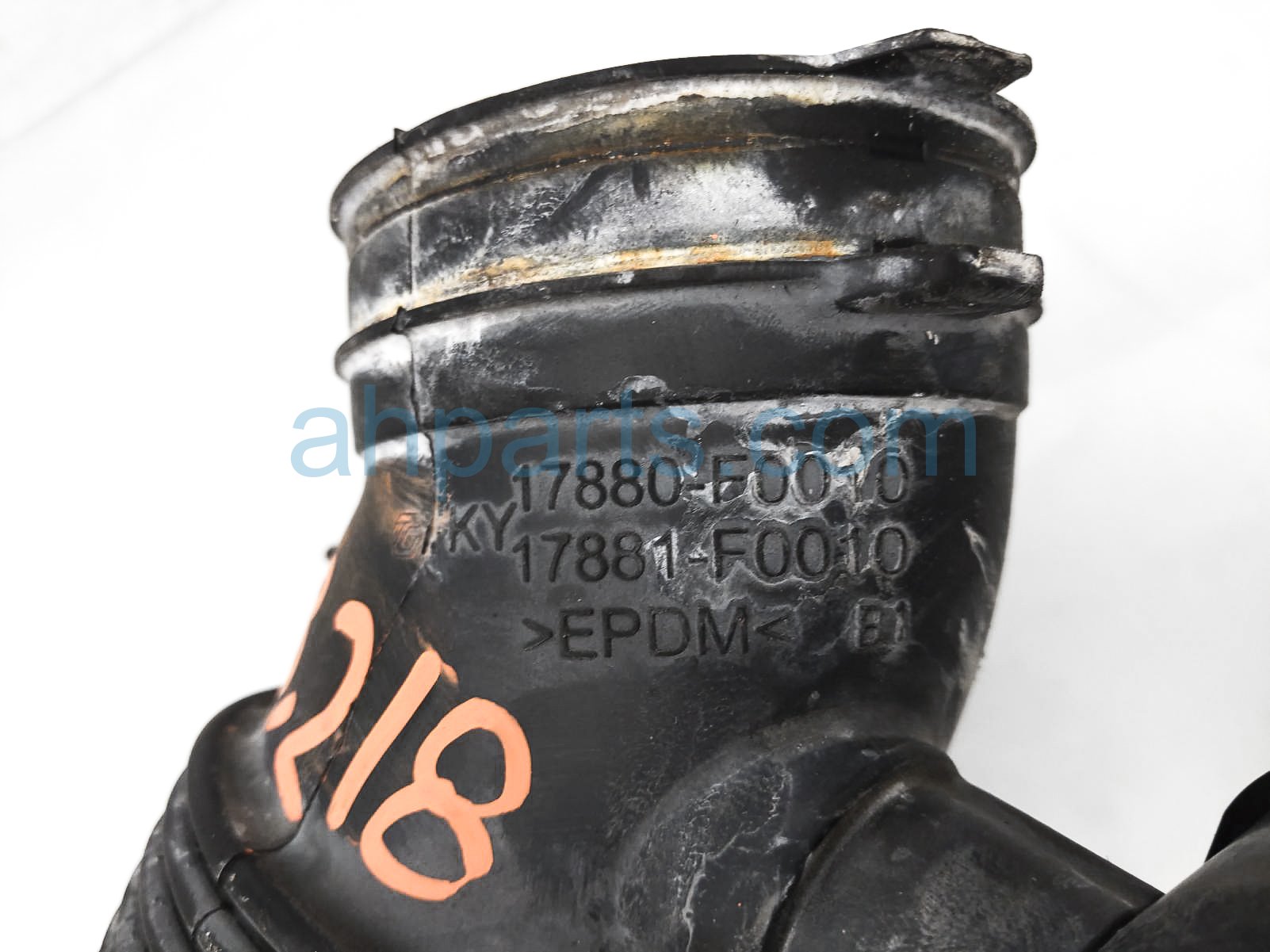Sold 2019 Toyota Camry Intake Air Cleaner Air Flow Tube - 2.5l 17881-F0011,