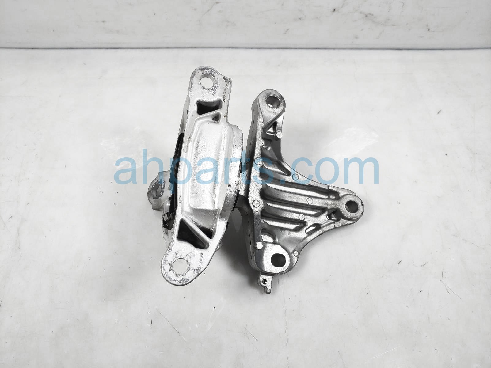 Sold 2023 Honda Civic Engine/motor Driver Transmission Mount - 1.5l ...