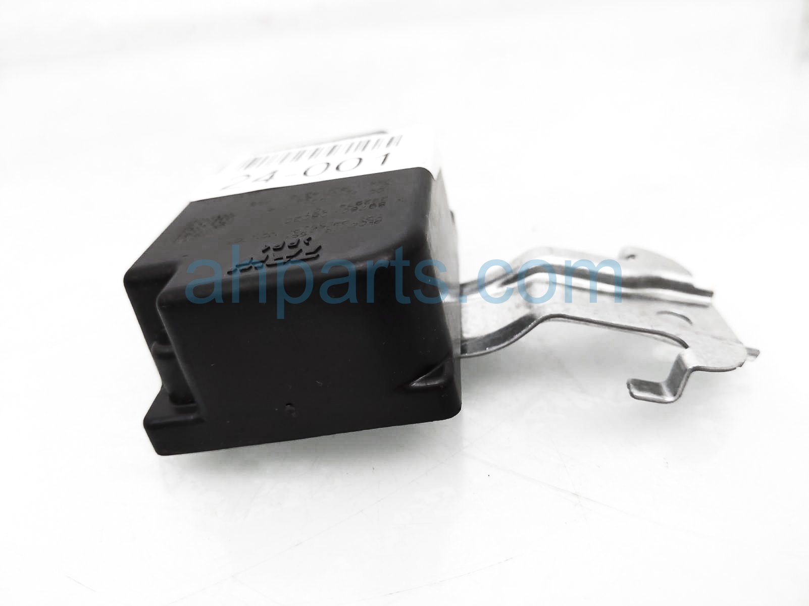 Sold 2017 Toyota Sienna Tpms Antenna Control Unit 89760-08020,