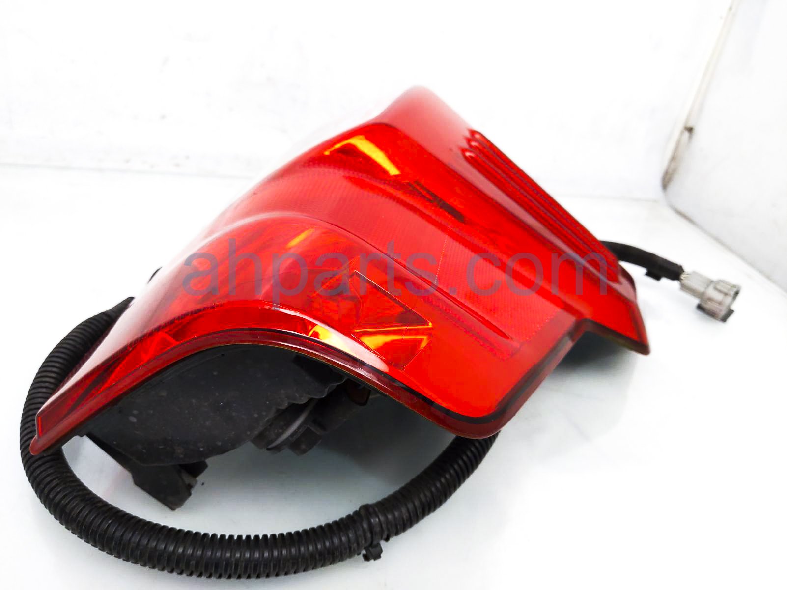 Sold 2021 Nissan Titan Light / Rear Passenger Tail Lamp (on Body) 26550 ...