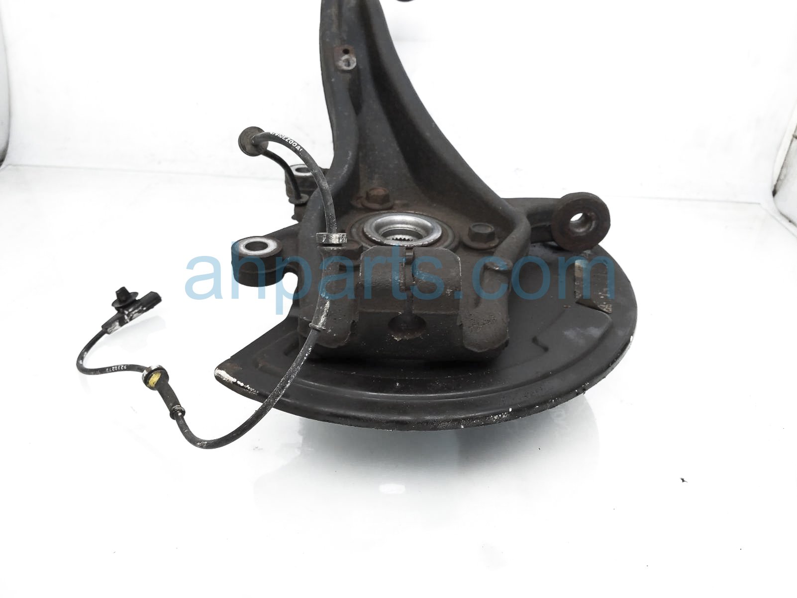 Sold 2021 Nissan Titan Front Driver Spindle Knuckle Hub 40015-1LA0A,