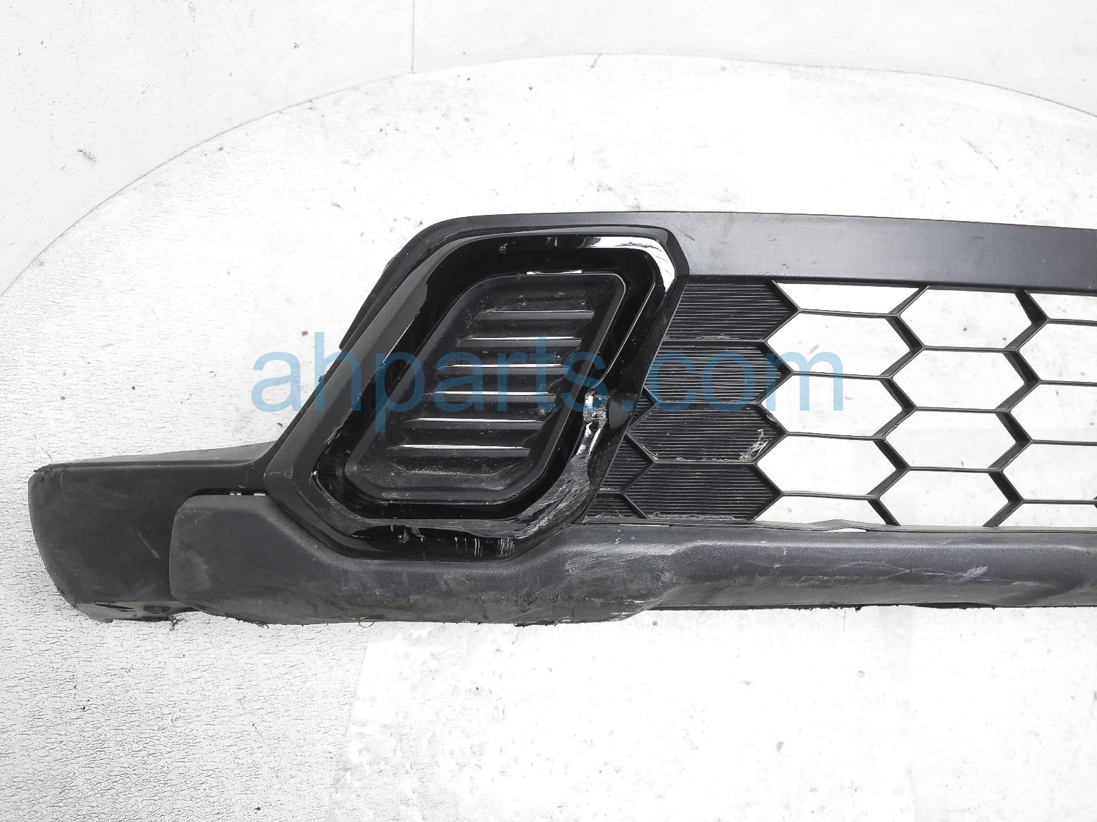 2023 Honda CR-V Lower Center Grille - Black 71105-3D4-A00,