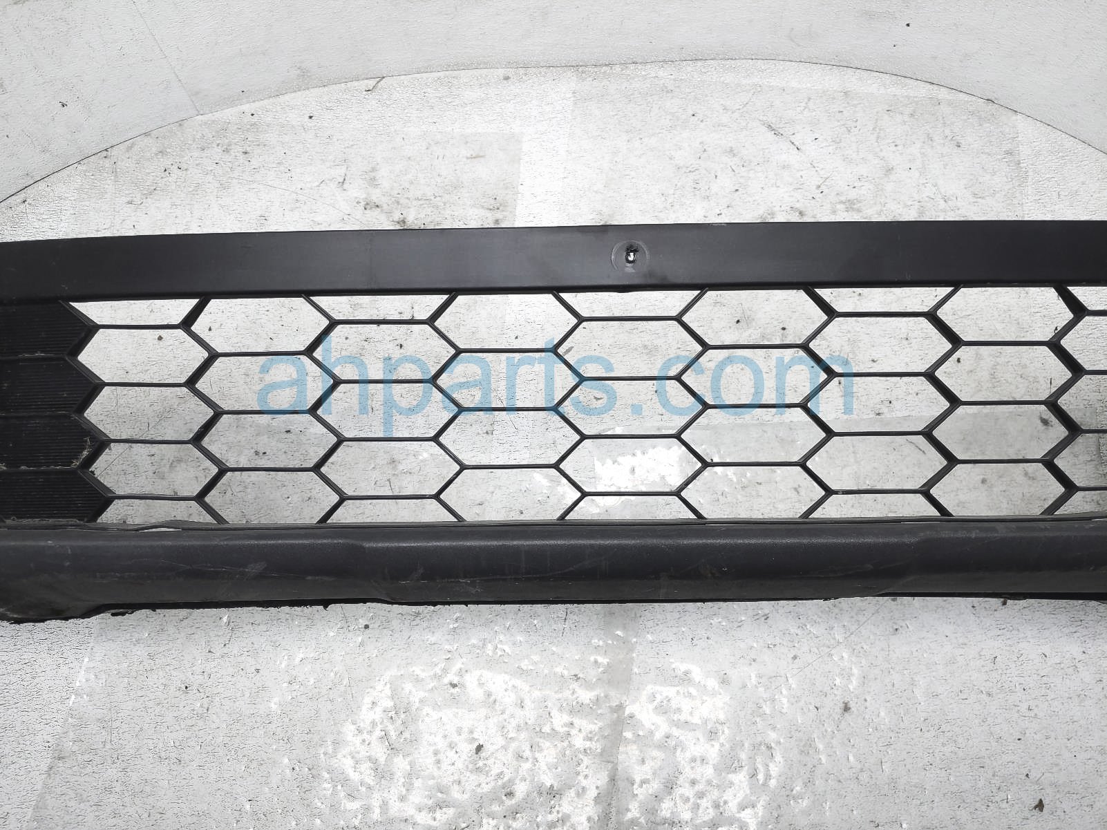 2023 Honda CR-V Lower Center Grille - Black 71105-3D4-A00,