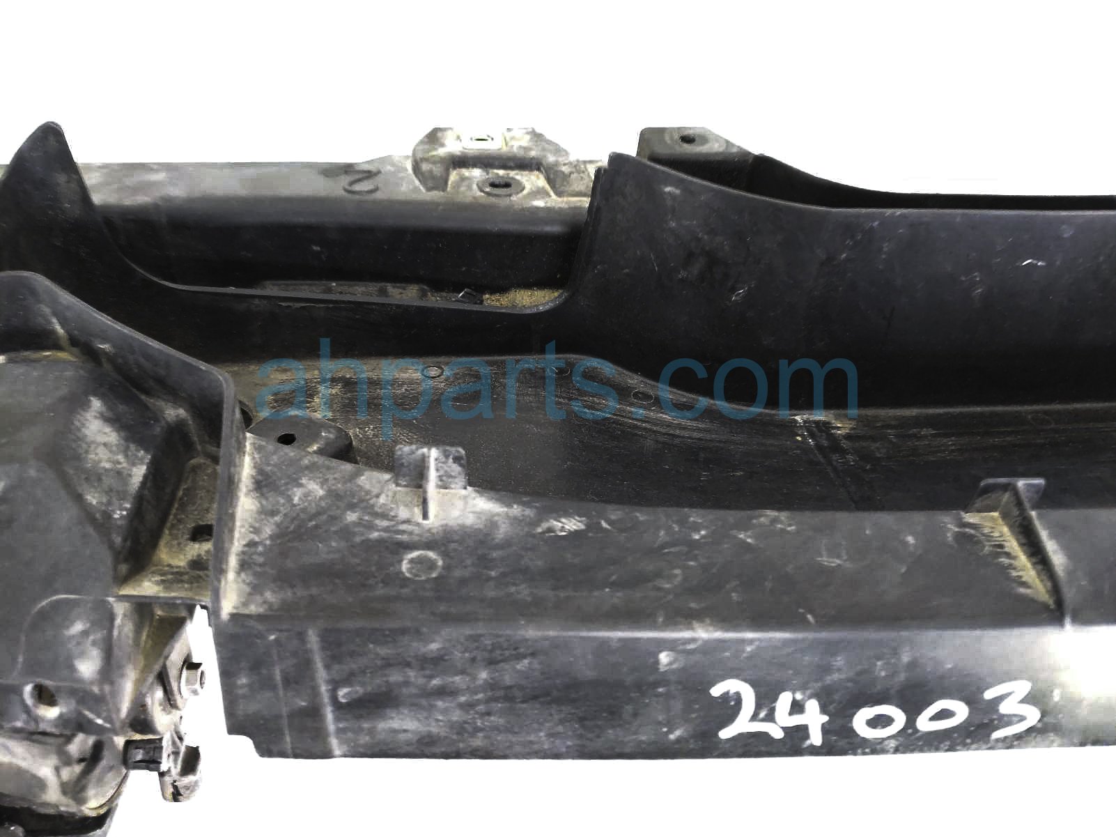 Sold 2019 Jeep Cherokee Grille Air Inlet Baffle Assy 68286772AA,