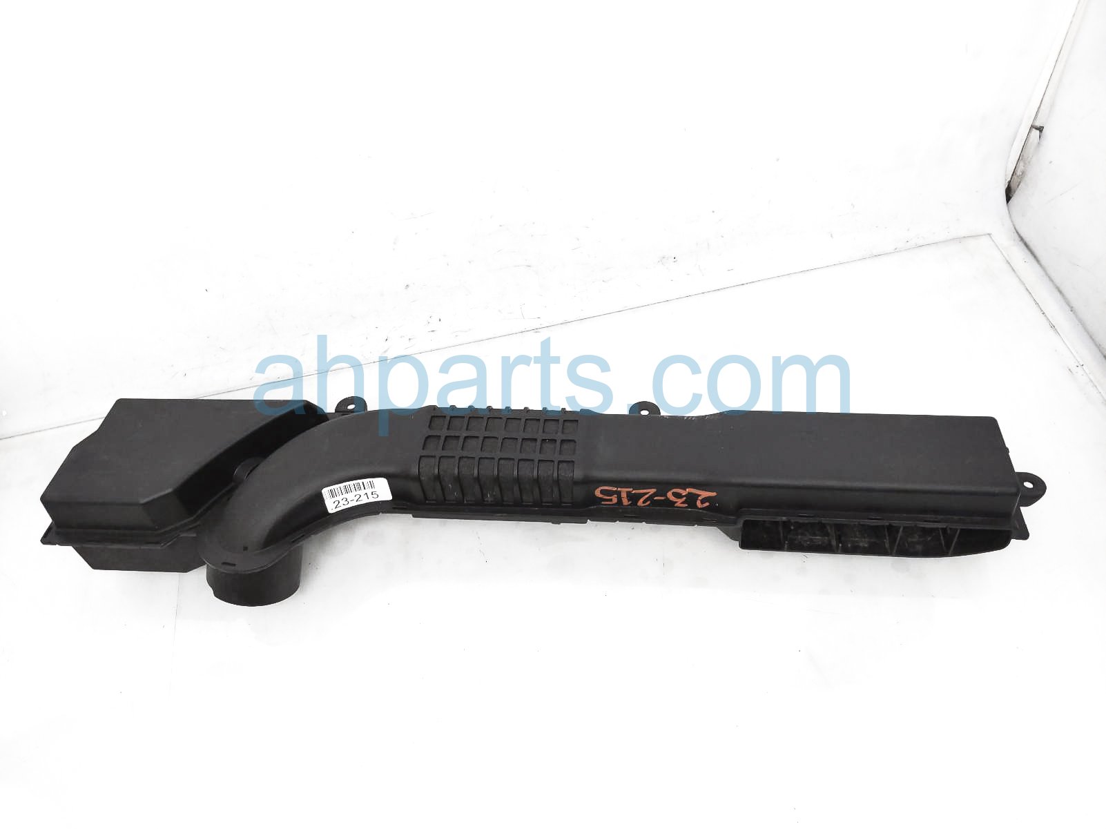 Sold 2020 Toyota Corolla Air Cleaner Intake Duct - Se 17751-F2010,