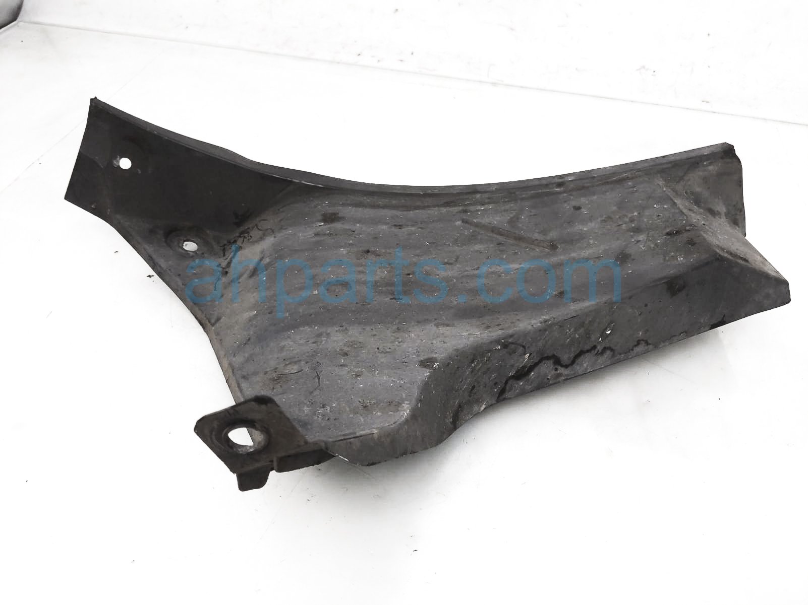 Sold 2020 Toyota Corolla Rear Driver Inner Bumper Support Seal 52592-02340,