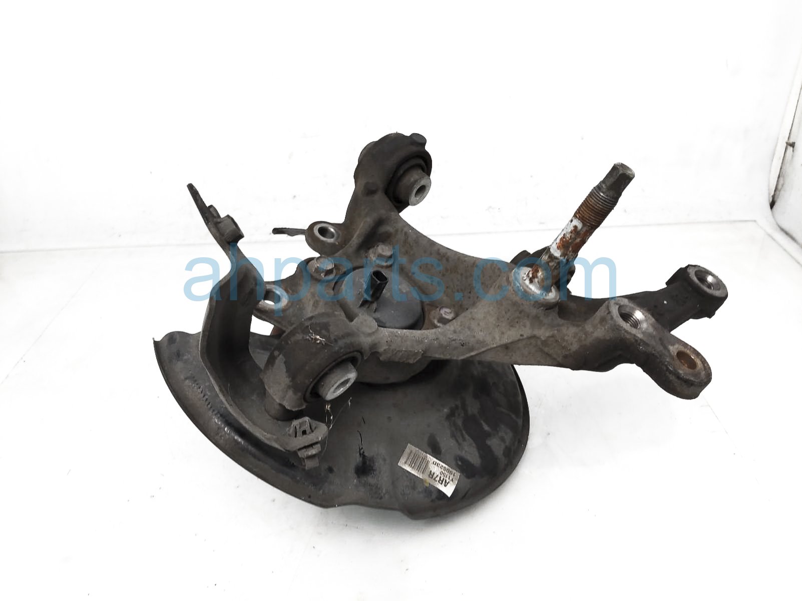Sold 2020 Toyota Corolla Axle Stub Rear Passenger Spindle Knuckle W/hub ...