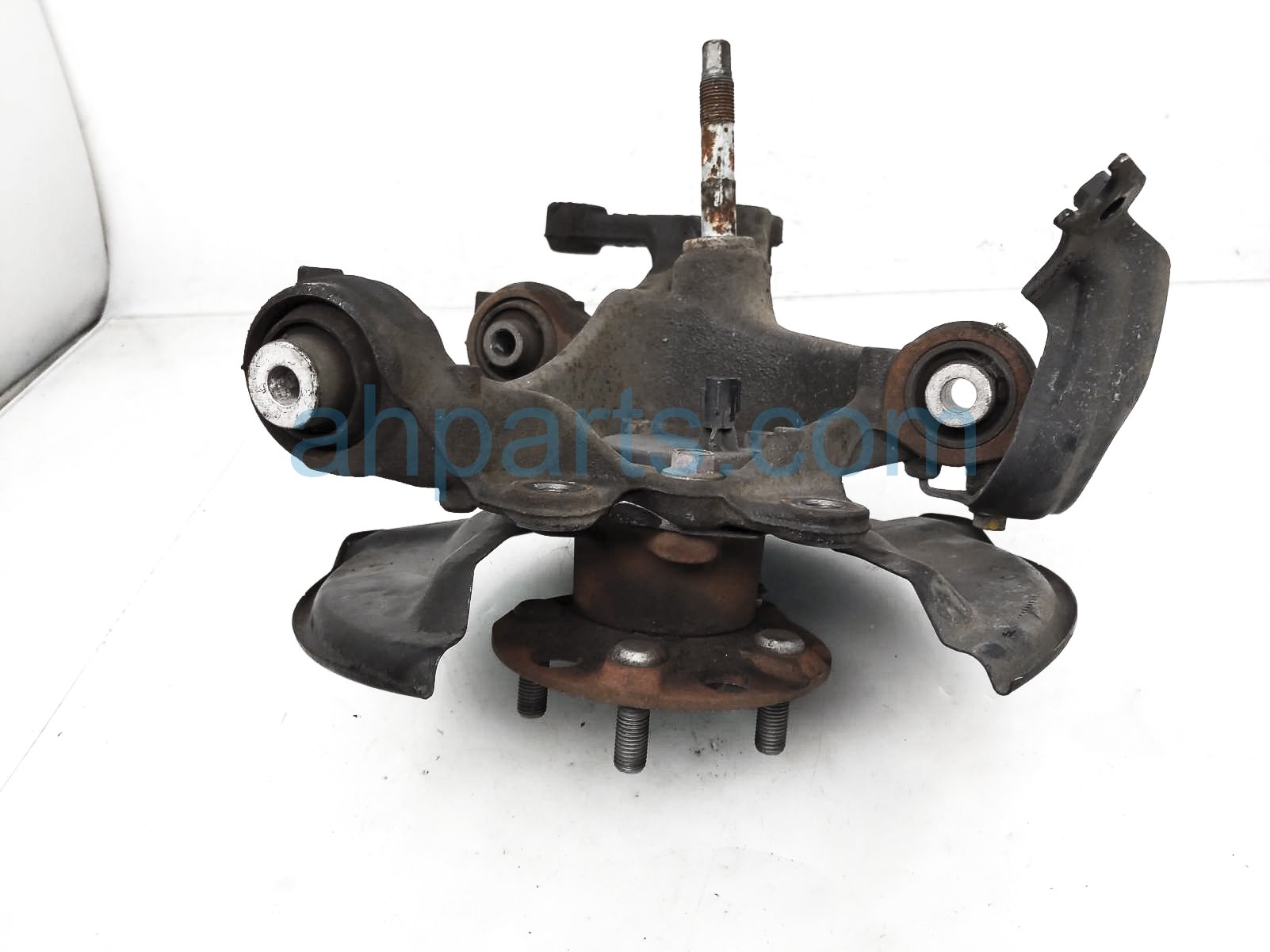 Sold 2020 Toyota Corolla Axle Stub Rear Passenger Spindle Knuckle W/hub ...