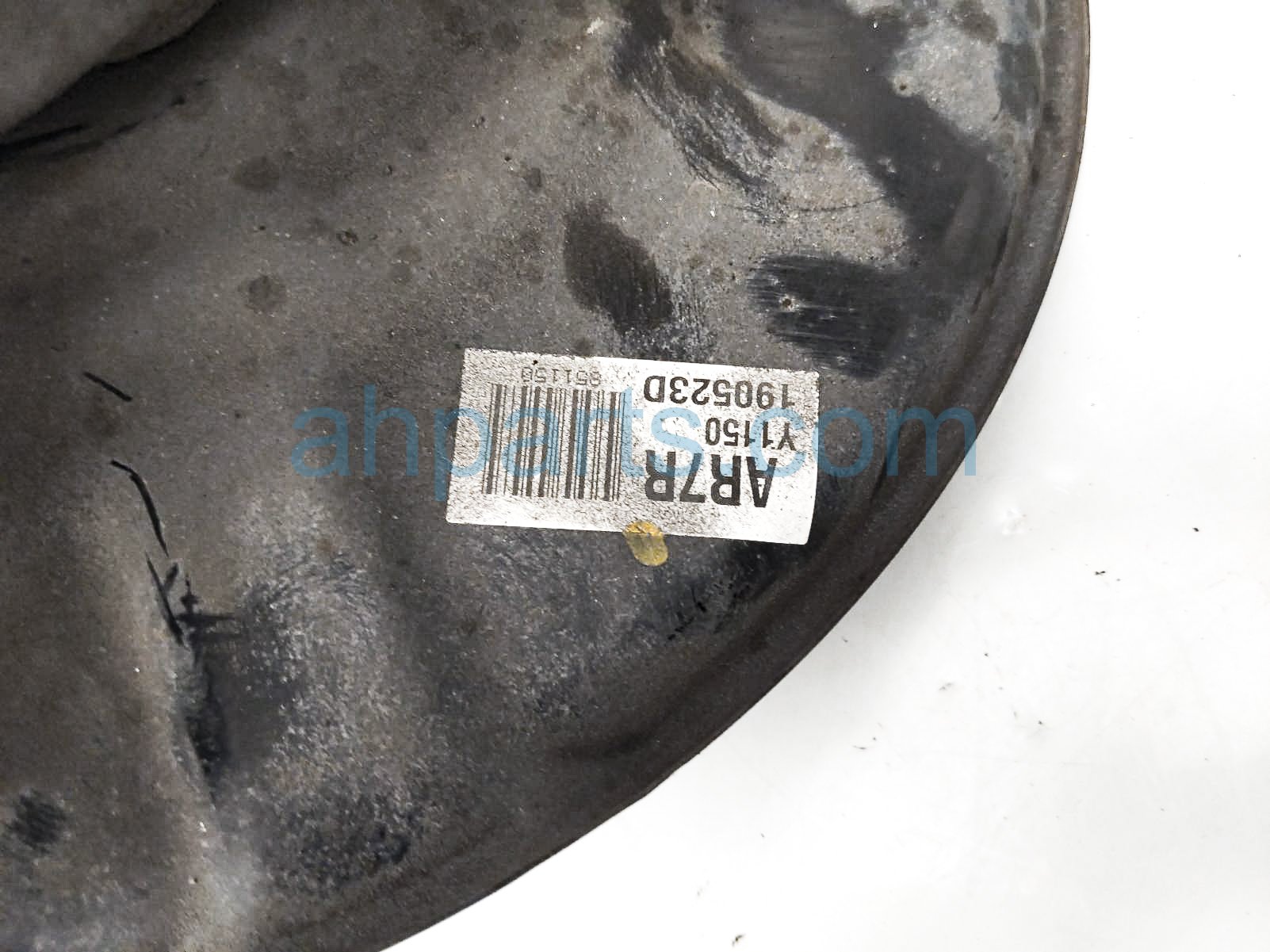 Sold 2020 Toyota Corolla Axle Stub Rear Passenger Spindle Knuckle W/hub ...