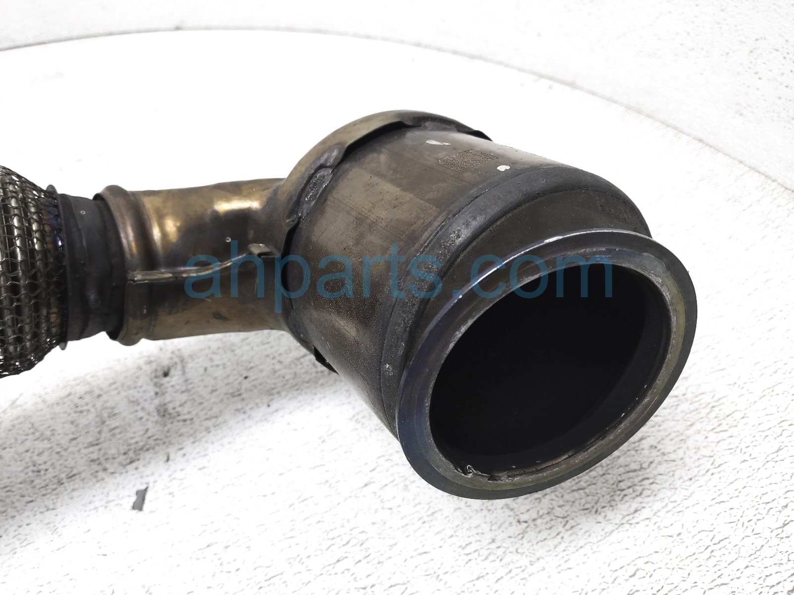Sold 2021 Volkswagen Passat Catalytic Exhaust Converter & Pipe Assy - 2 ...