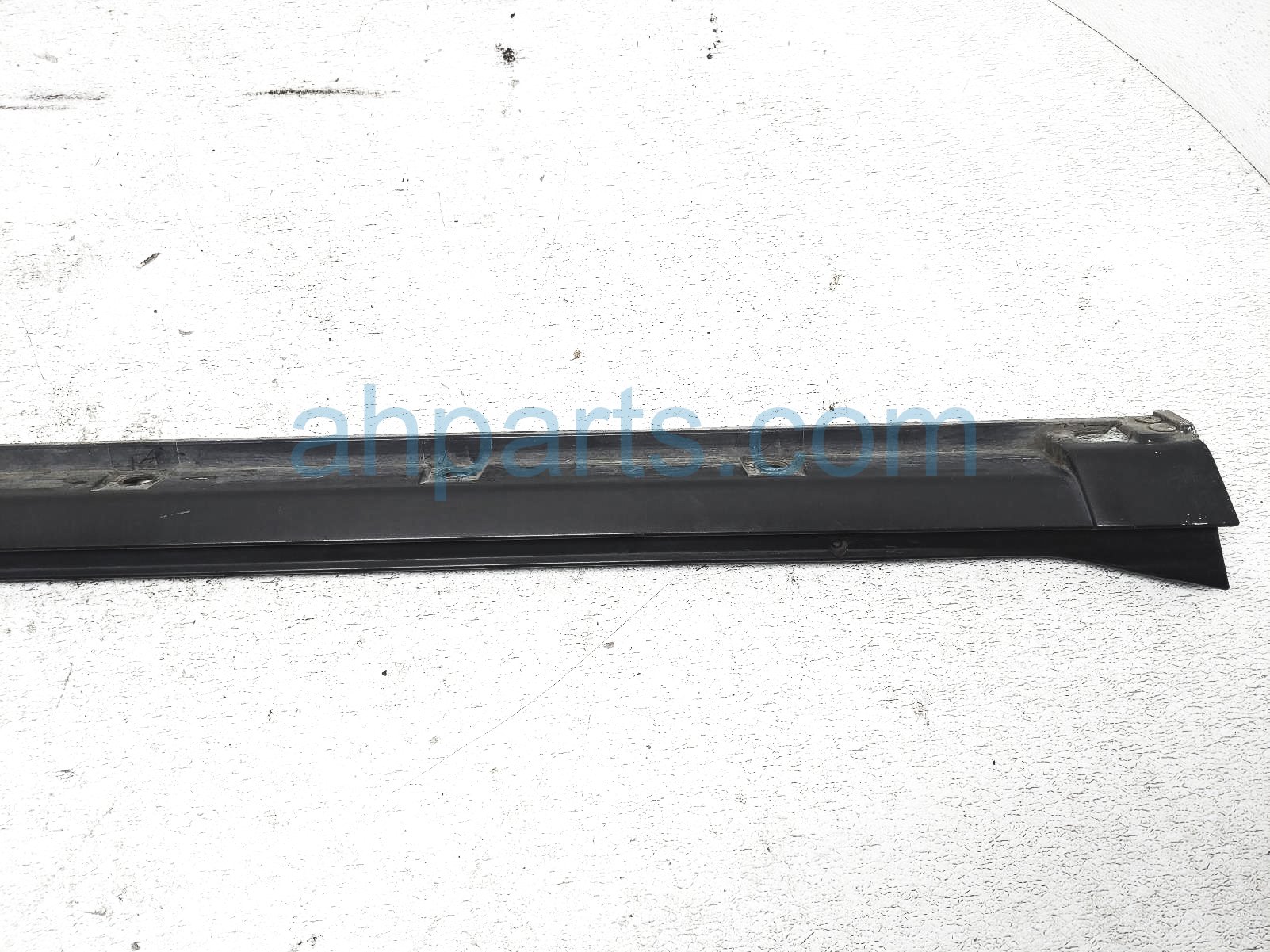 Sold 2016 Toyota 4 Runner Rocker Trim Passenger Side Skirt / Molding ...