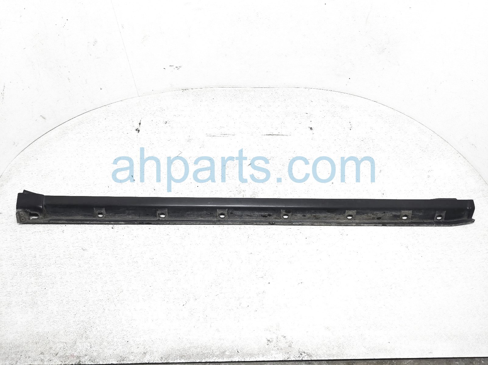 Sold 2016 Toyota 4 Runner Rocker Trim Passenger Side Skirt / Molding ...