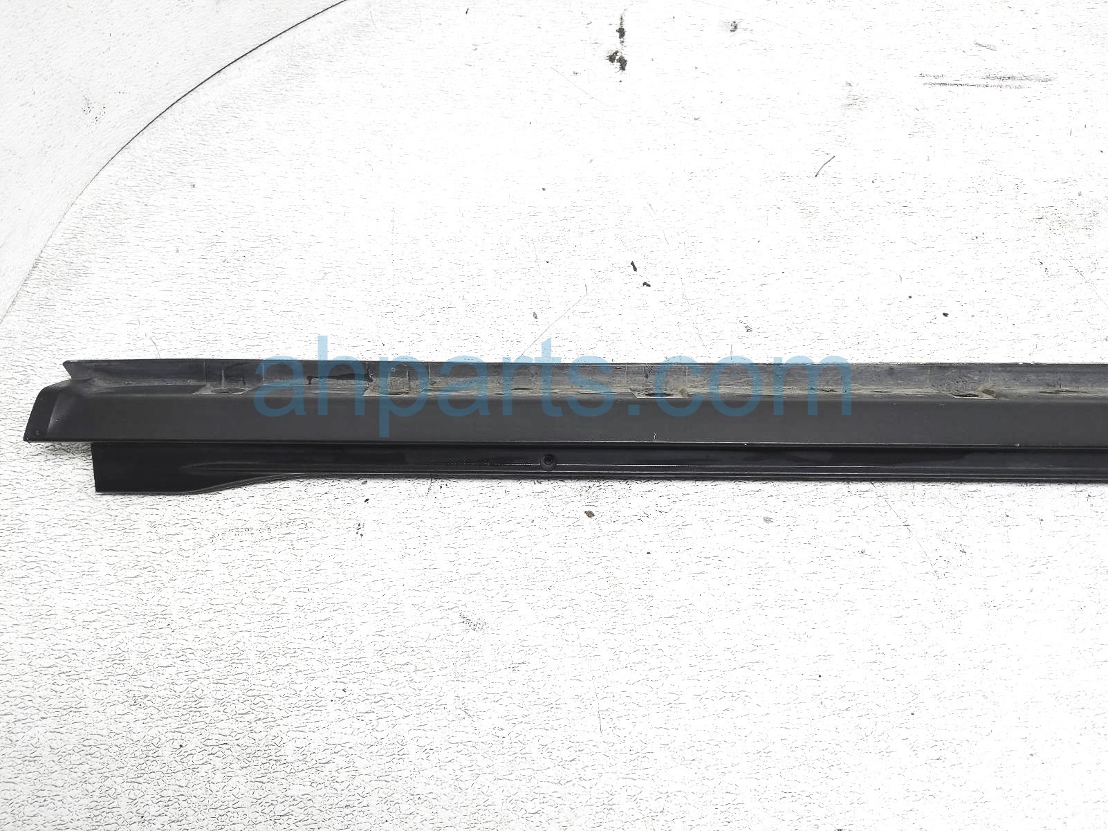 Sold 2016 Toyota 4 Runner Rocker Trim Passenger Side Skirt / Molding ...