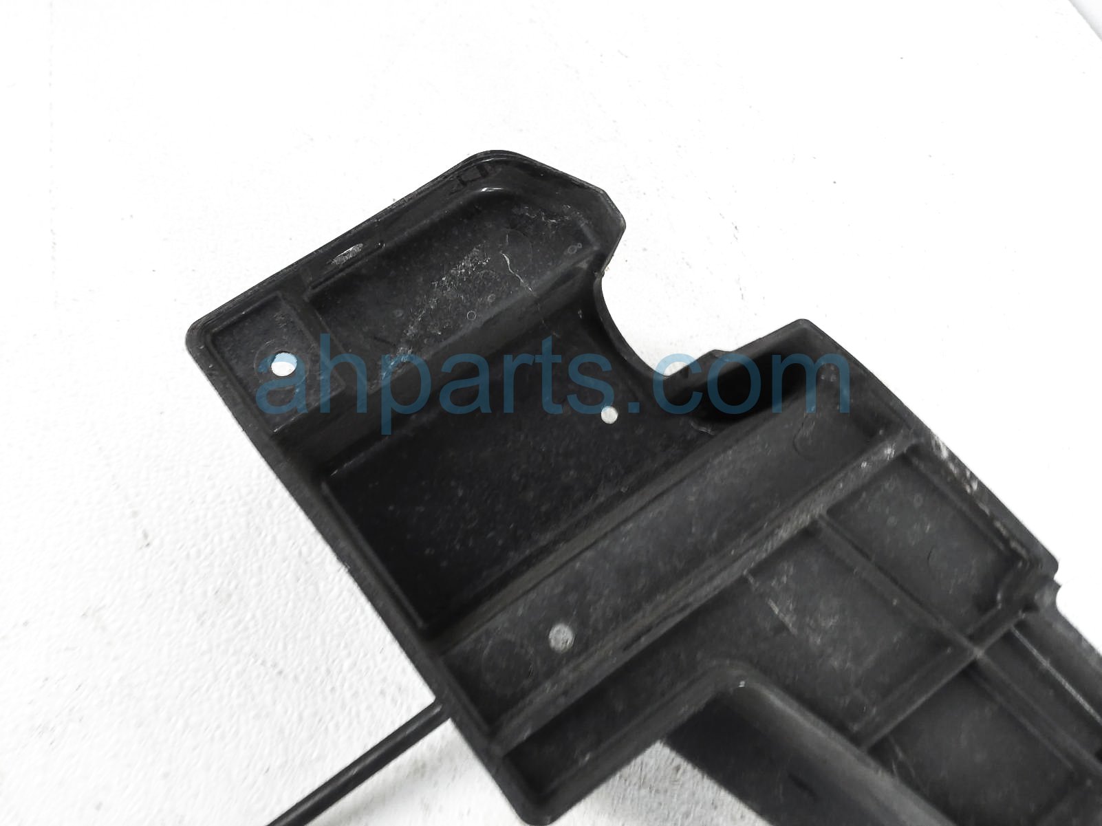 Sold 2020 Kia Telluride Beam Rear Bumper Reinforcement Bar 86630-S9000,