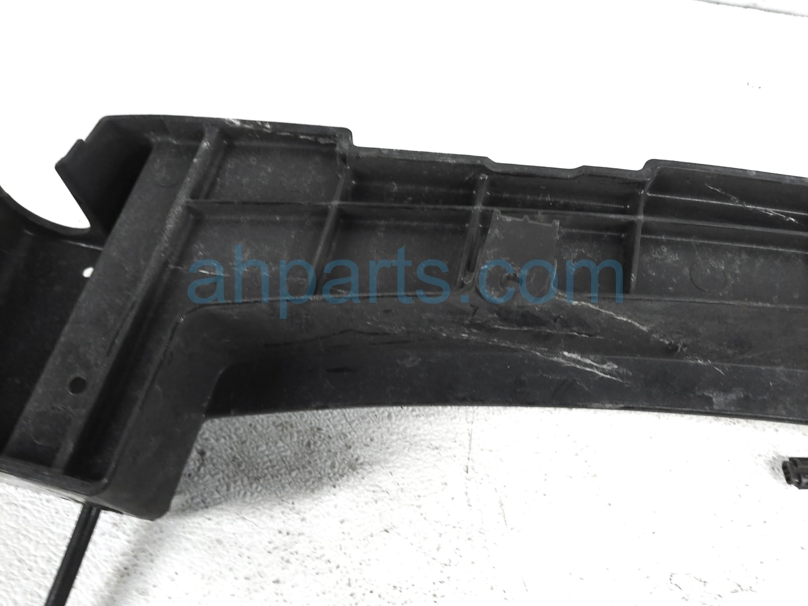 Sold 2020 Kia Telluride Beam Rear Bumper Reinforcement Bar 86630-S9000,