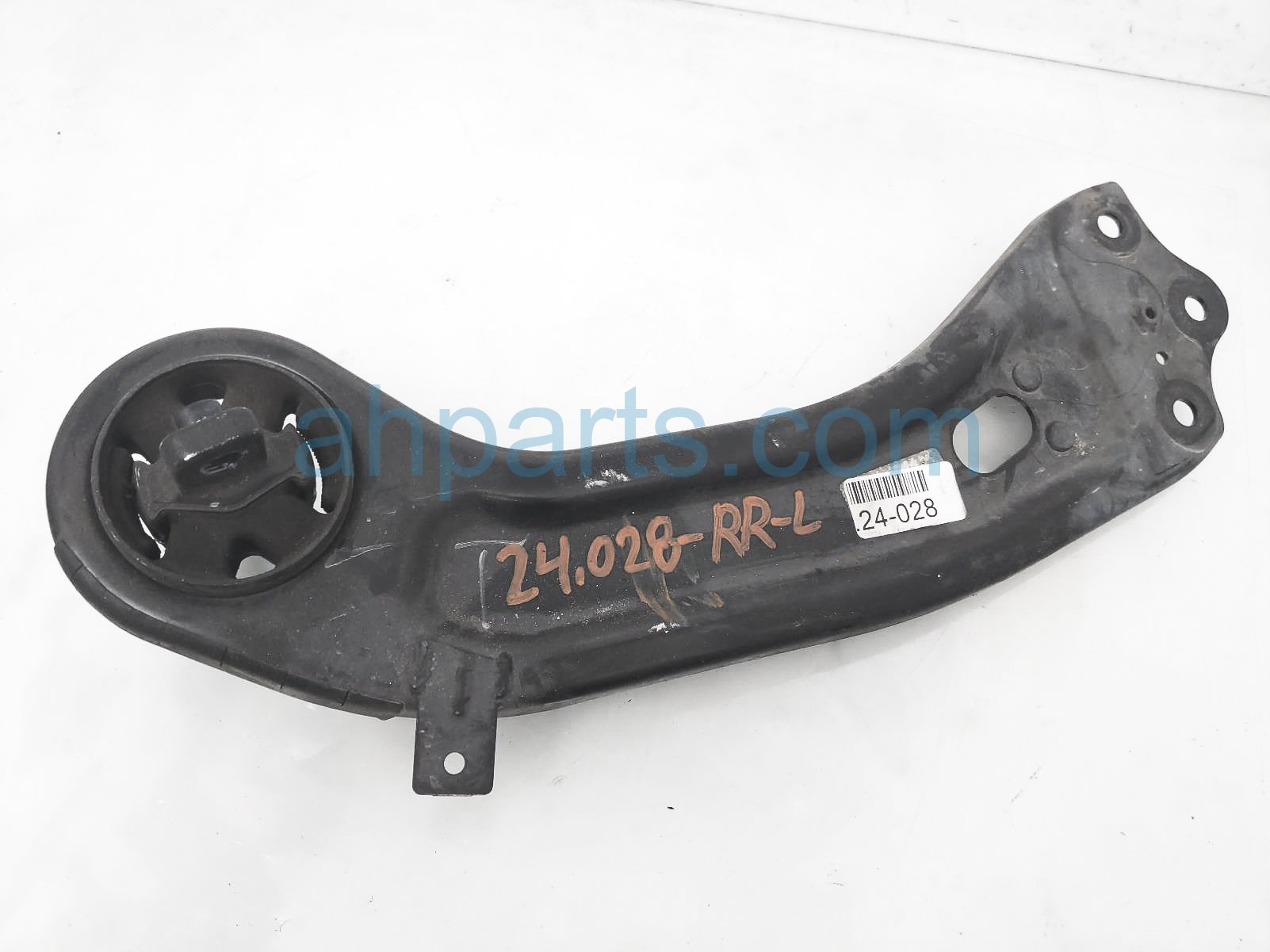 Sold 2020 Kia Telluride Lower Rear Driver Trailing Control Arm 55270-S1000,