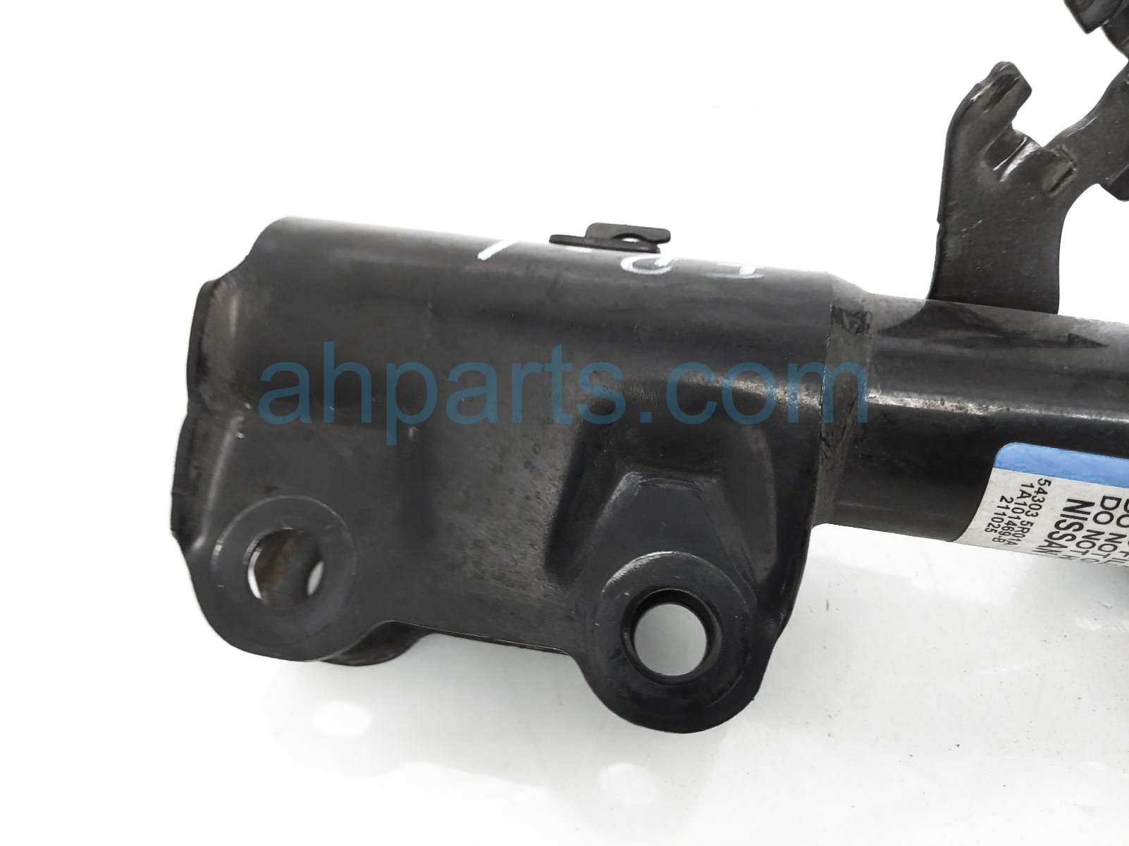 Sold 2021 Nissan Kicks Front Driver Strut + Spring - Sv E4303-5R01A,