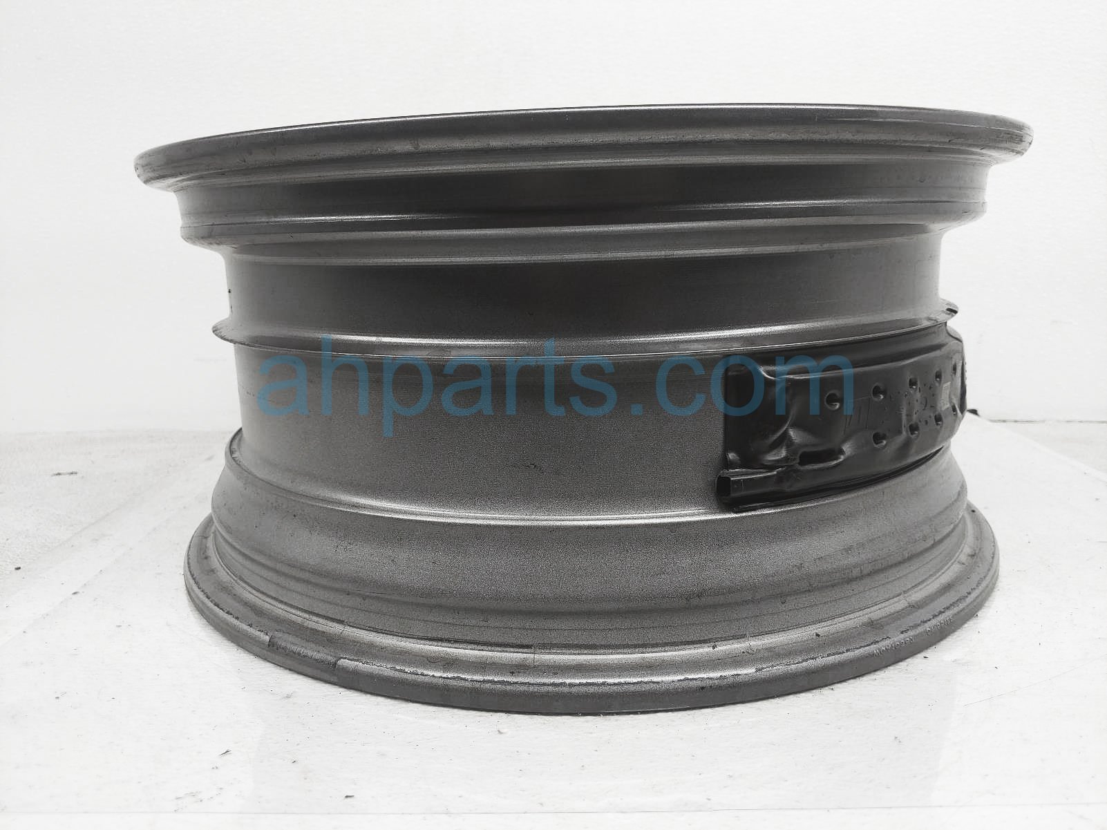 Sold 2023 Honda Accord Rear Driver Wheel / Rim 42800-30B-AB0,