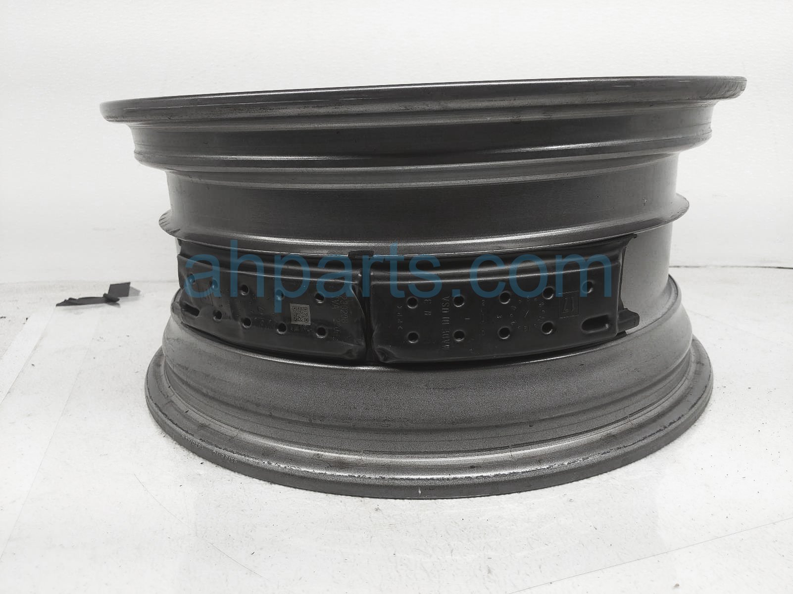 Sold 2023 Honda Accord Rear Driver Wheel / Rim 42800-30B-AB0,