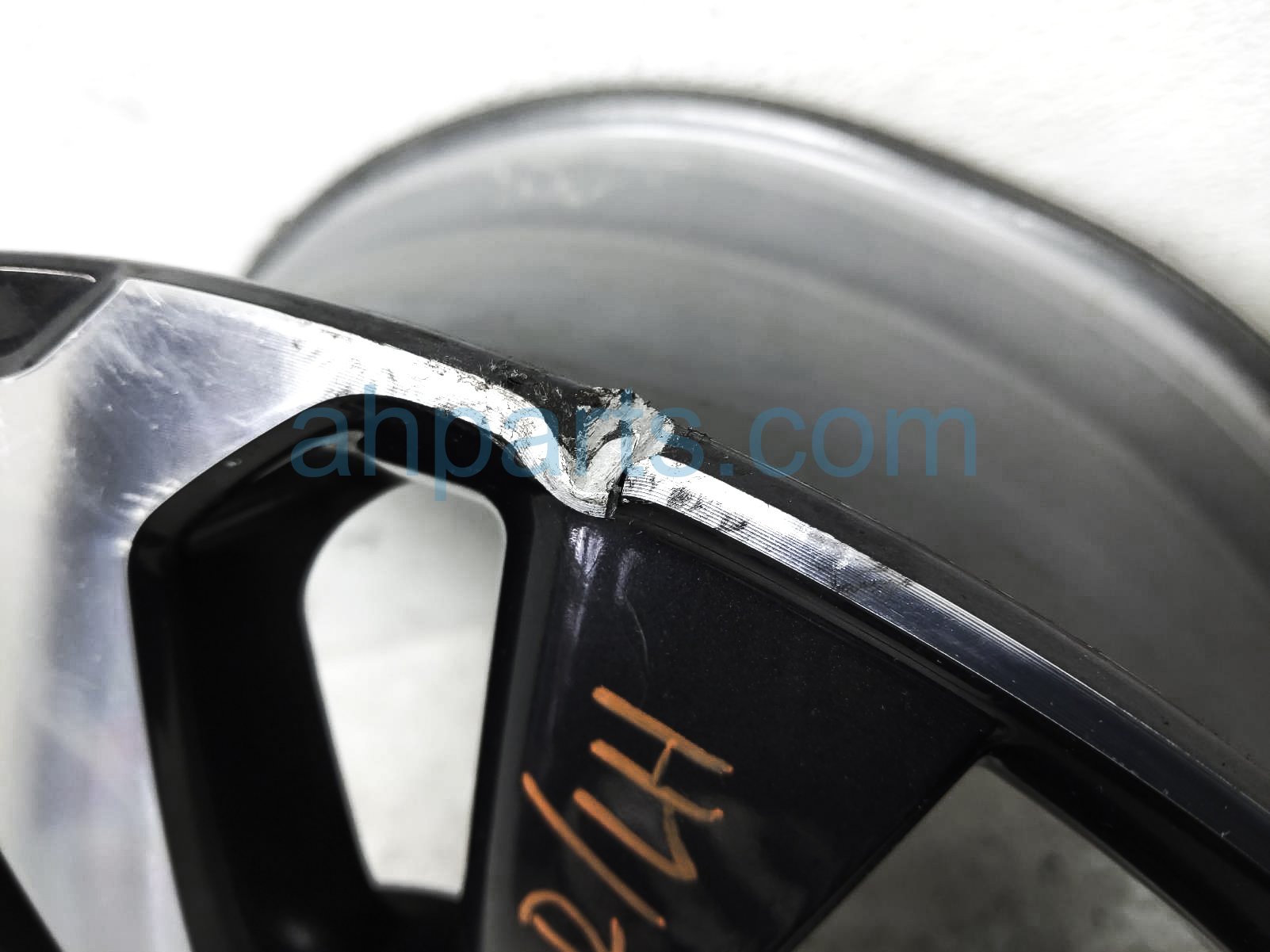 Sold 2020 Lexus Nx300 Rear Driver Wheel / Rim - Dented 4261178110