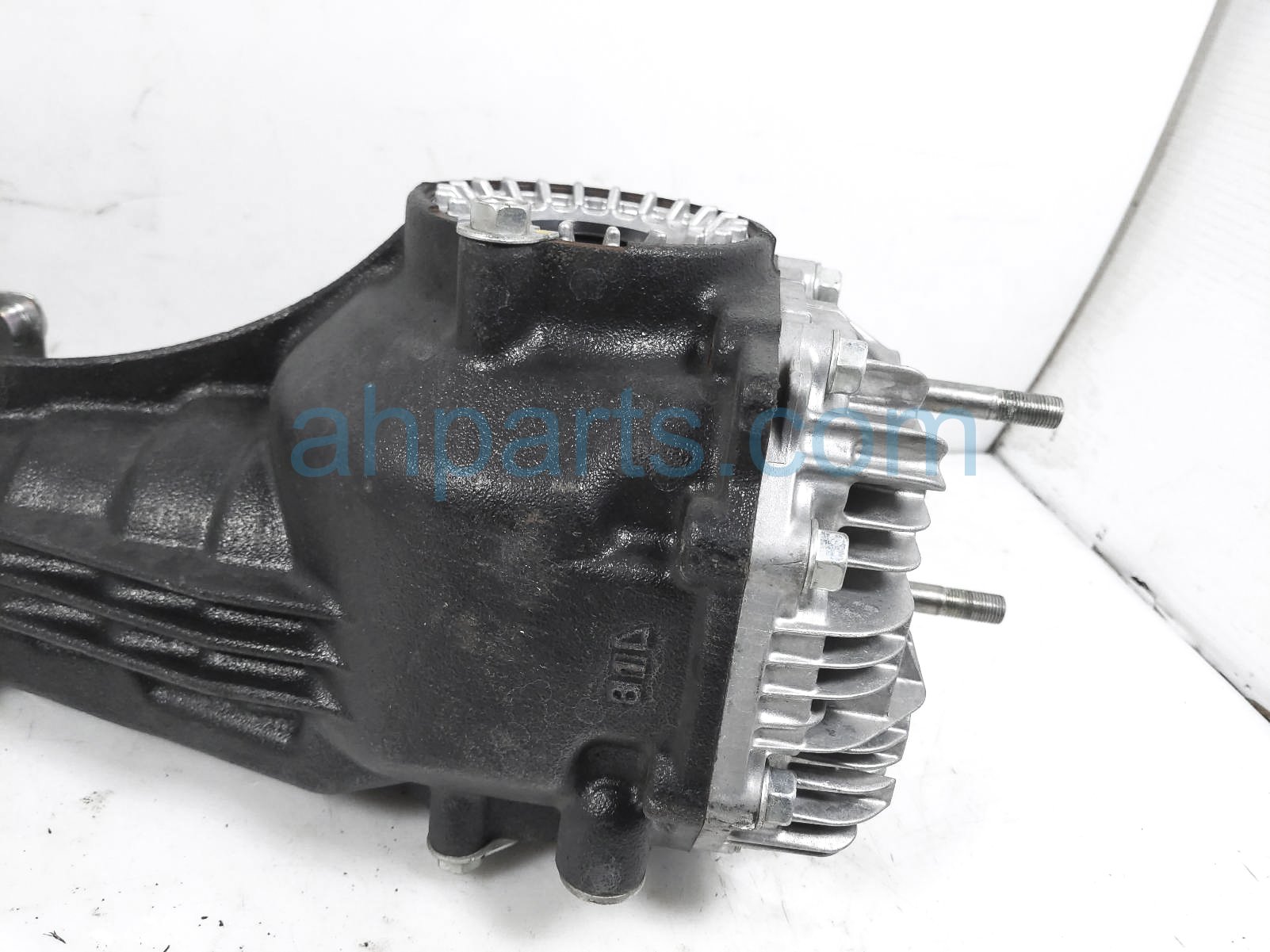Sold 2023 Subaru WRX Rear Differential - 2.4l - 16k 38300AC450