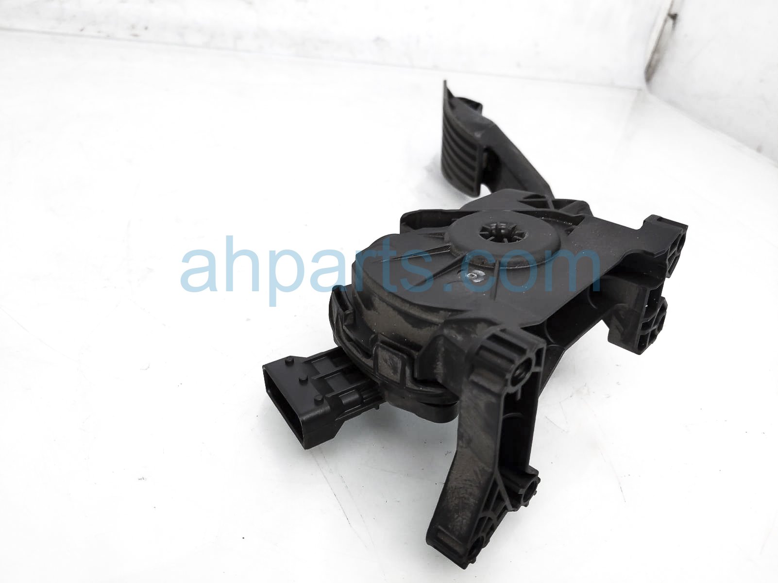Sold 2019 Dodge Promaster City Gas / Accelerator Pedal Assy 68255373AA