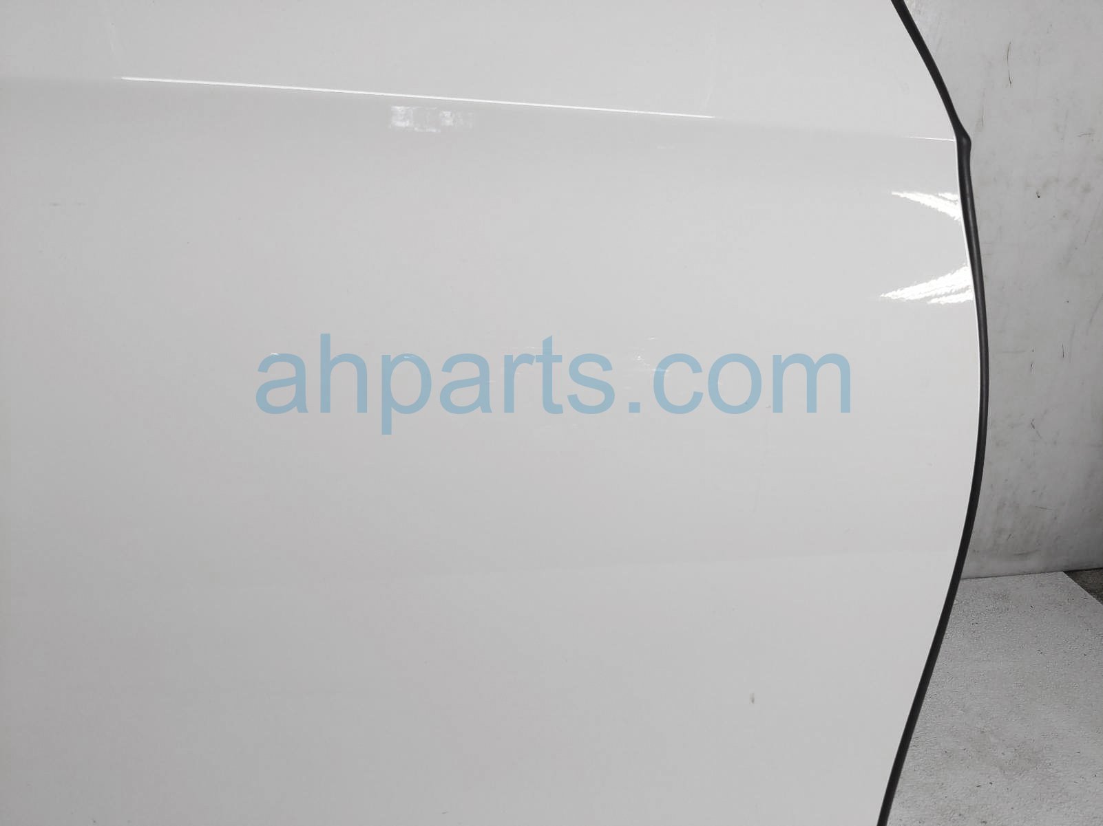 Sold 2018 Mercedes E300 Rear Passenger Door - White - No Inside Trim ...