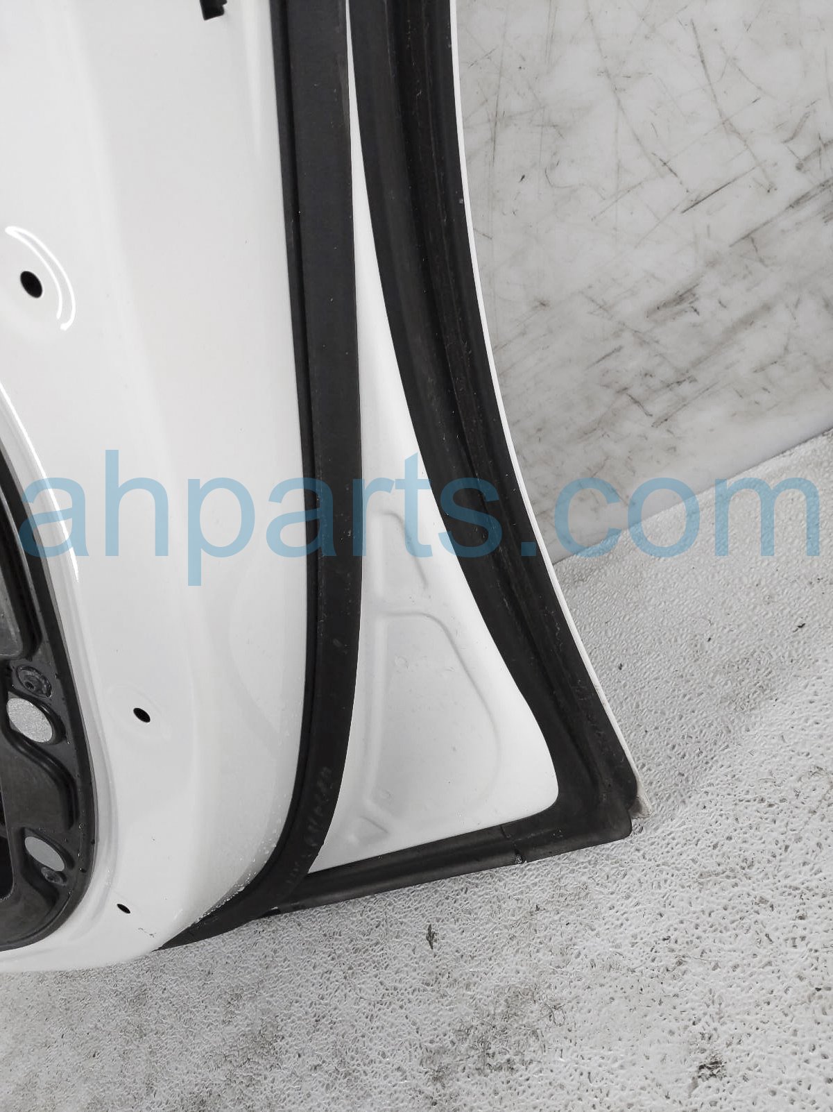 Sold 2018 Mercedes E300 Rear Passenger Door - White - No Inside Trim ...