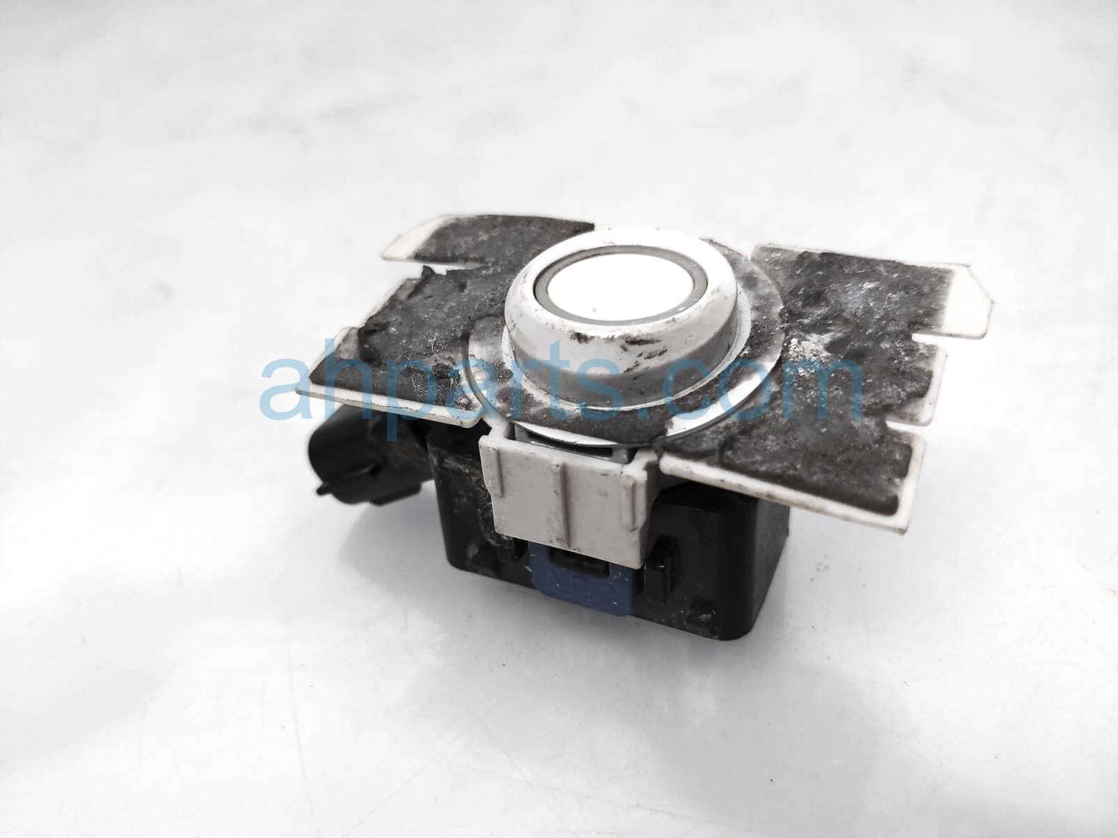Sold 2020 Lexus Nx300 Front Parking Sensor - White 89341-33220,