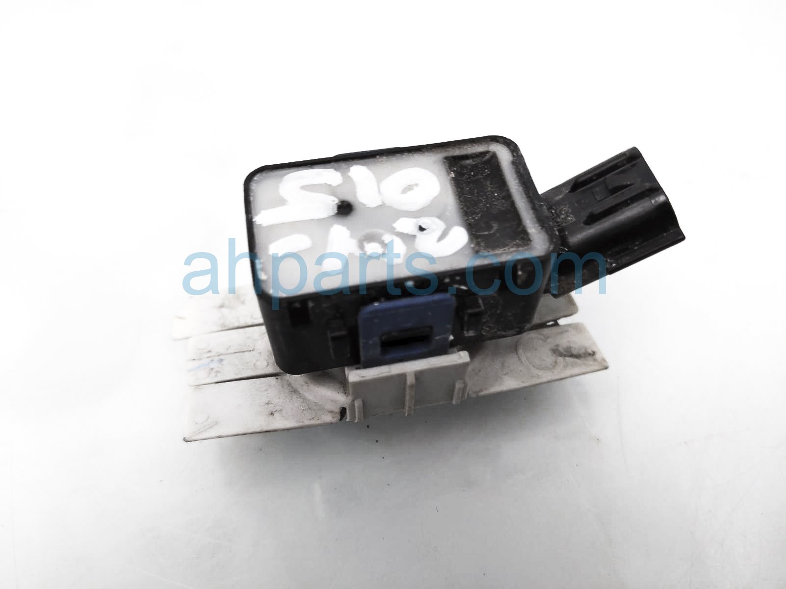 Sold 2020 Lexus Nx300 Front Parking Sensor - White 89341-33220,