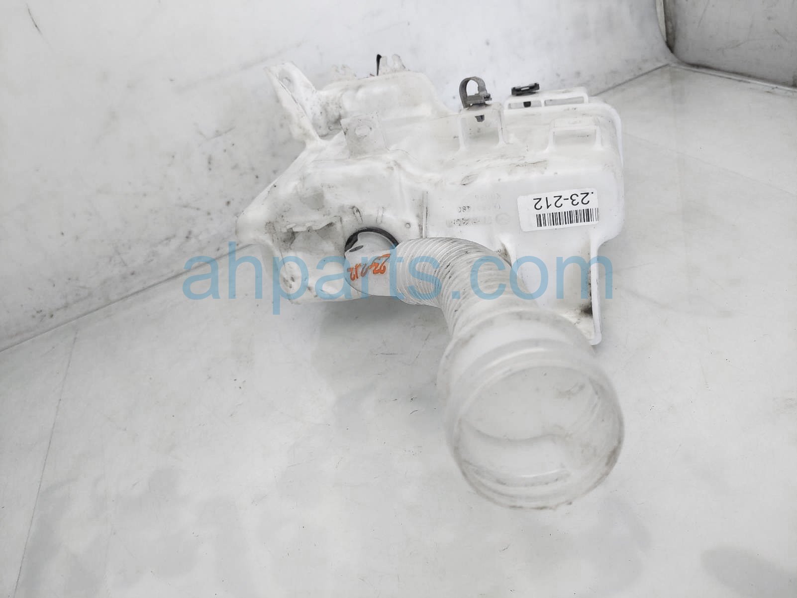 Sold 2018 Mazda CX-9 Windshield Washer Reservoir Tank TK78-67-481,