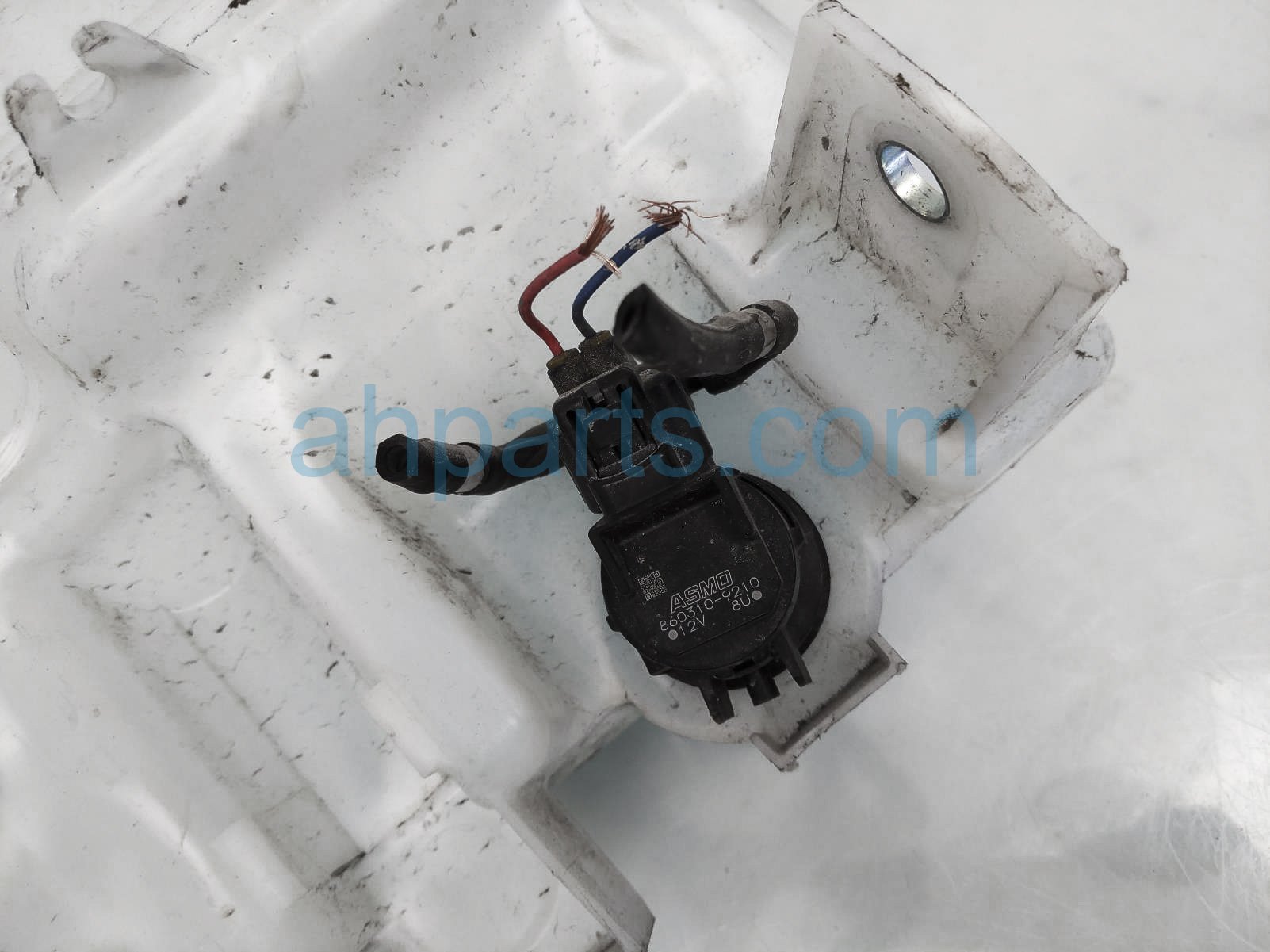 Sold 2018 Mazda CX-9 Windshield Washer Reservoir Tank TK78-67-481,