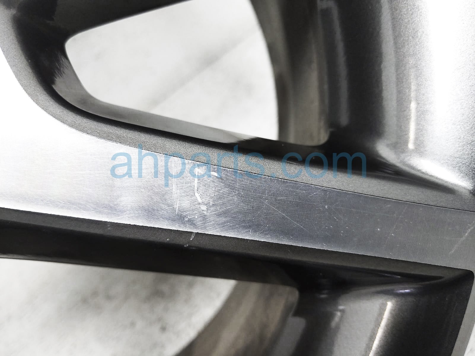 Sold 2021 Kia Soul Front Passenger Wheel / Rim - Light Curb 52910-K0400,