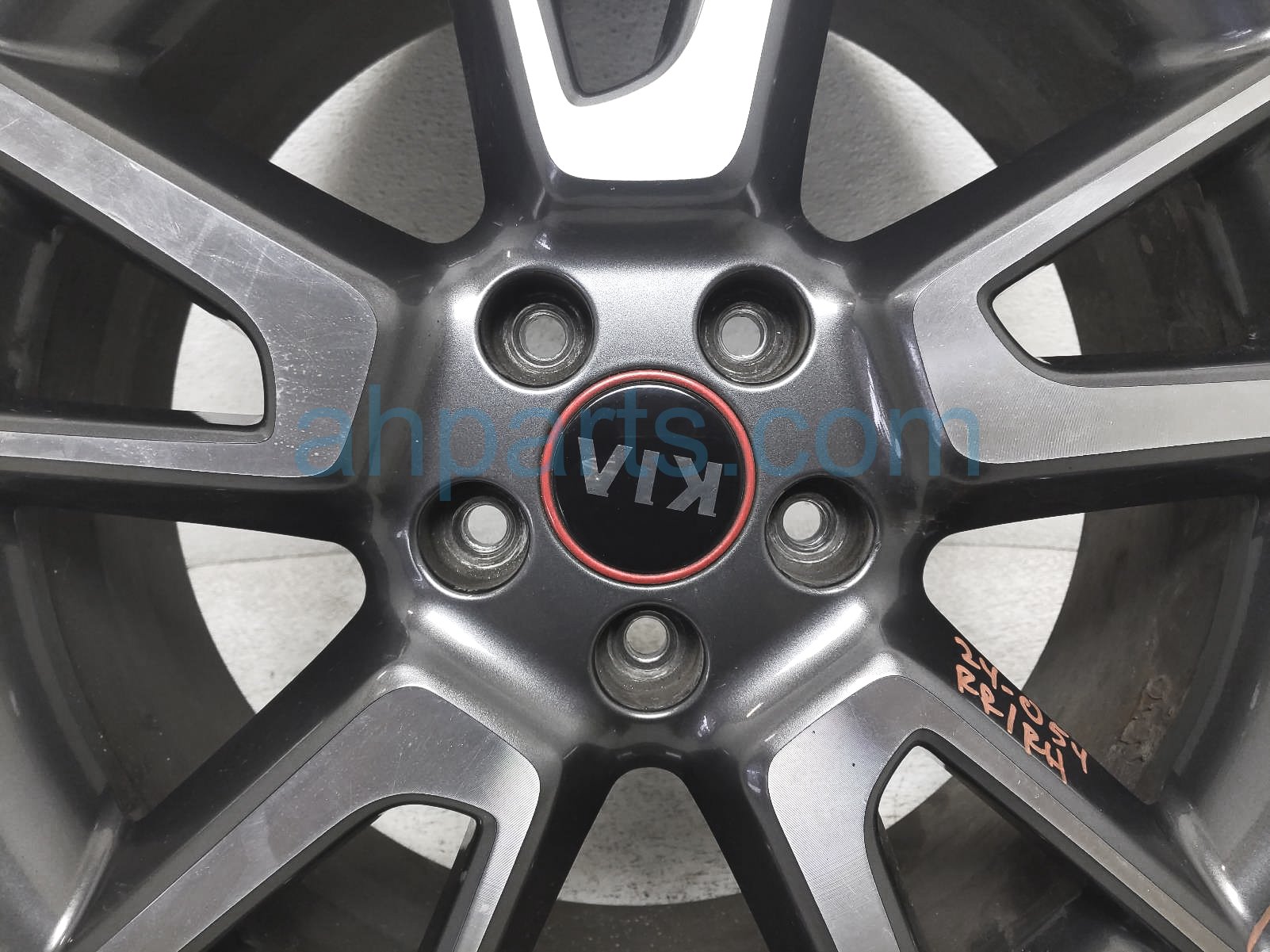 Sold 2021 Kia Soul Rear Passenger Wheel / Rim - Light Curb 52910-K0400,