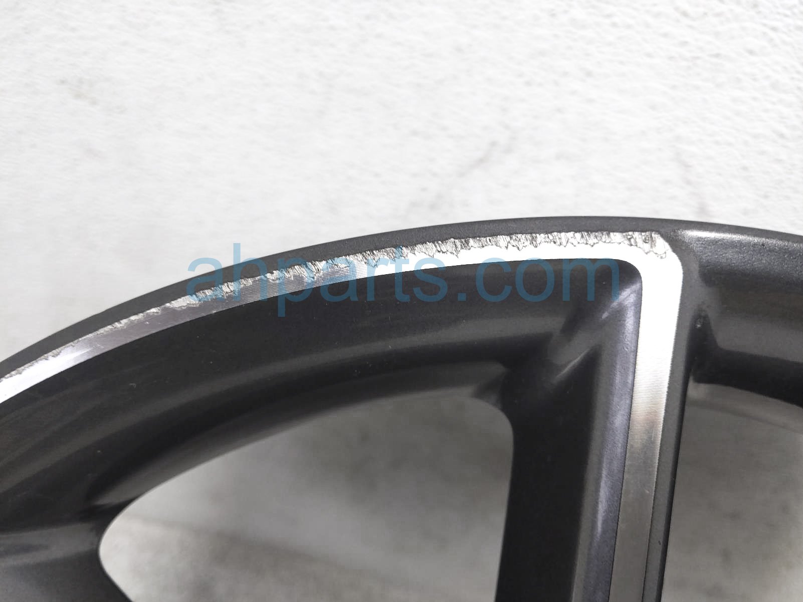 Sold 2021 Kia Soul Rear Passenger Wheel / Rim - Light Curb 52910-K0400,