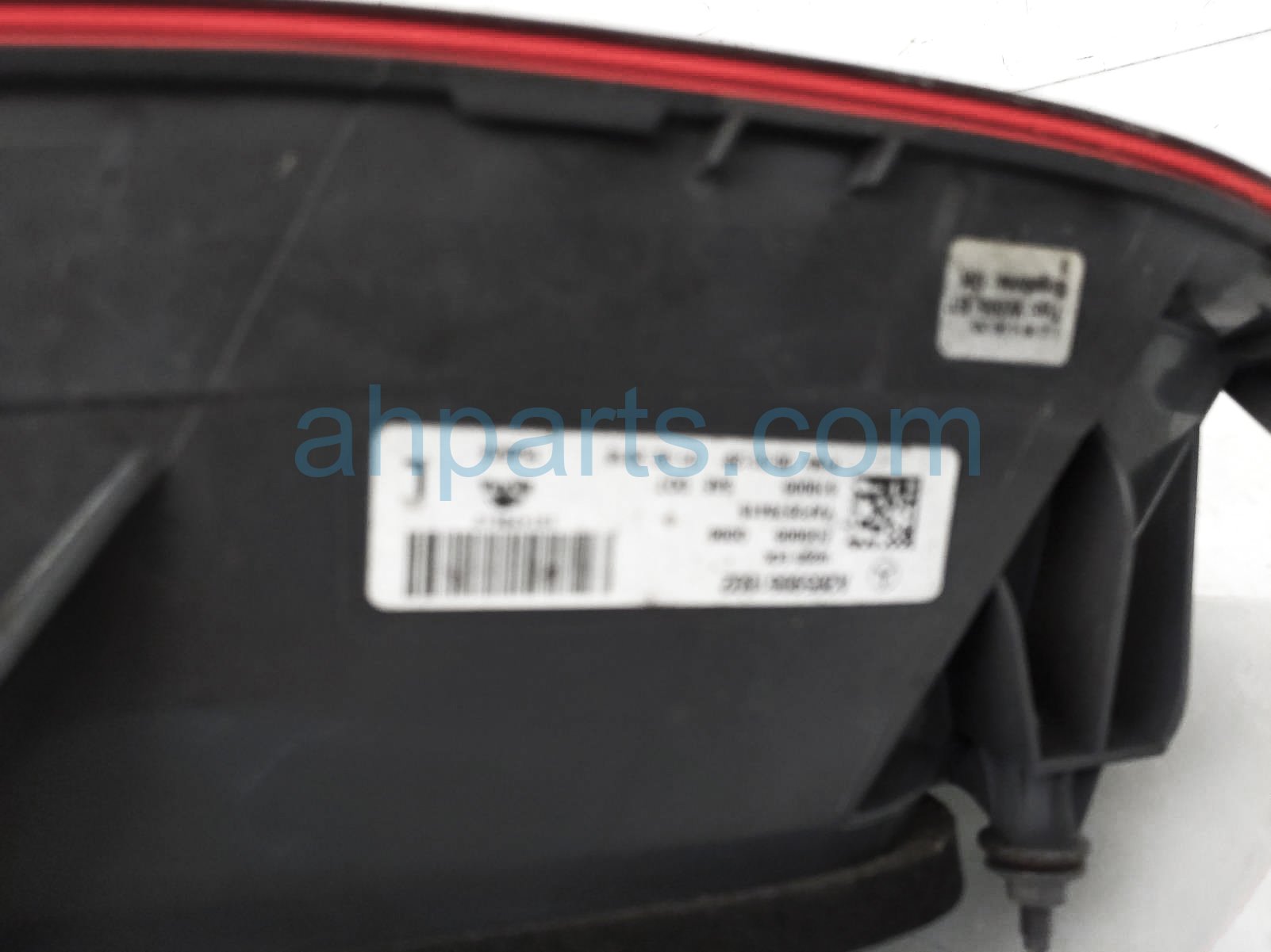 Sold 2018 Mercedes C300 Light / Rear Driver Tail Lamp (on Body) 205-906 ...
